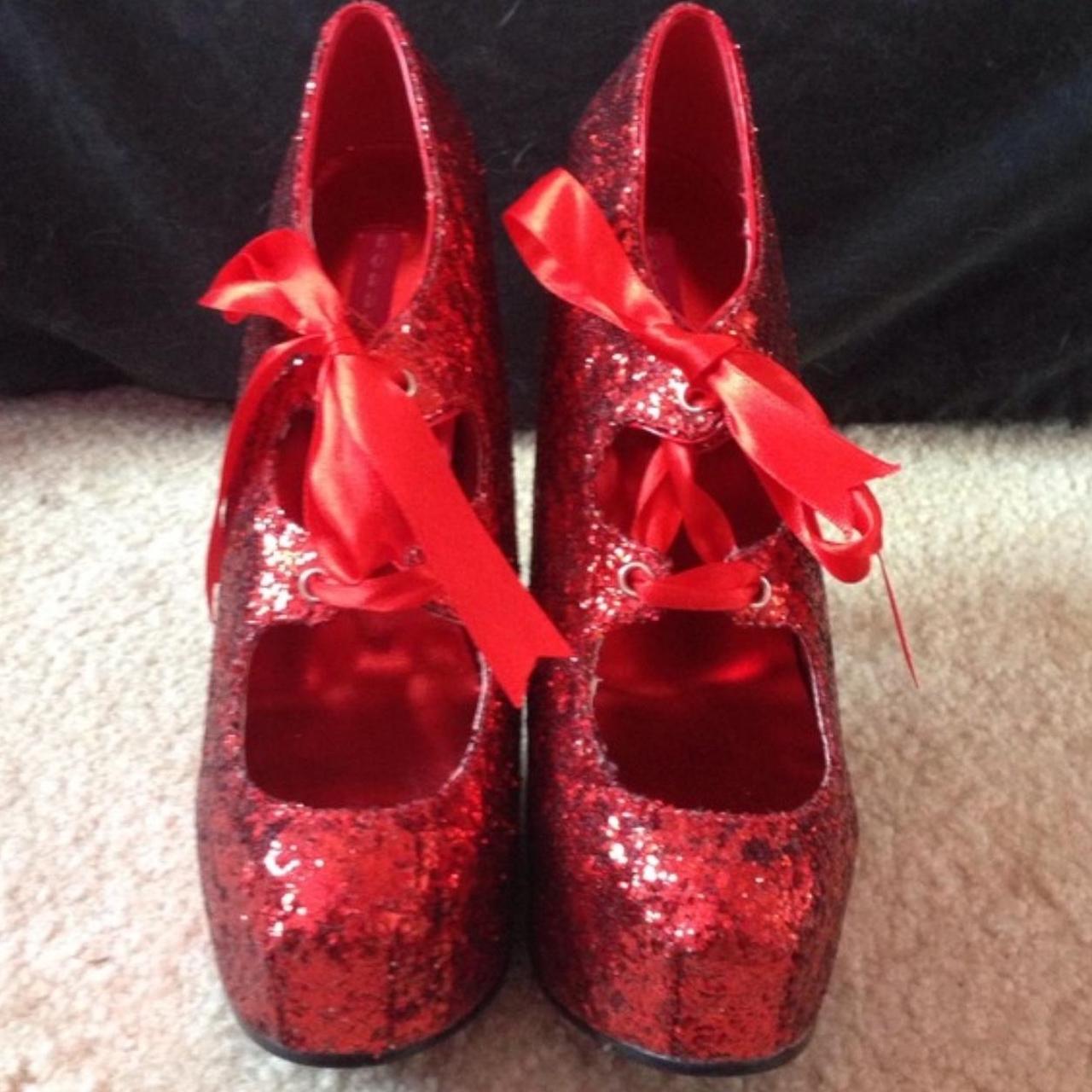 Costume heels red glitter size 7 - Depop