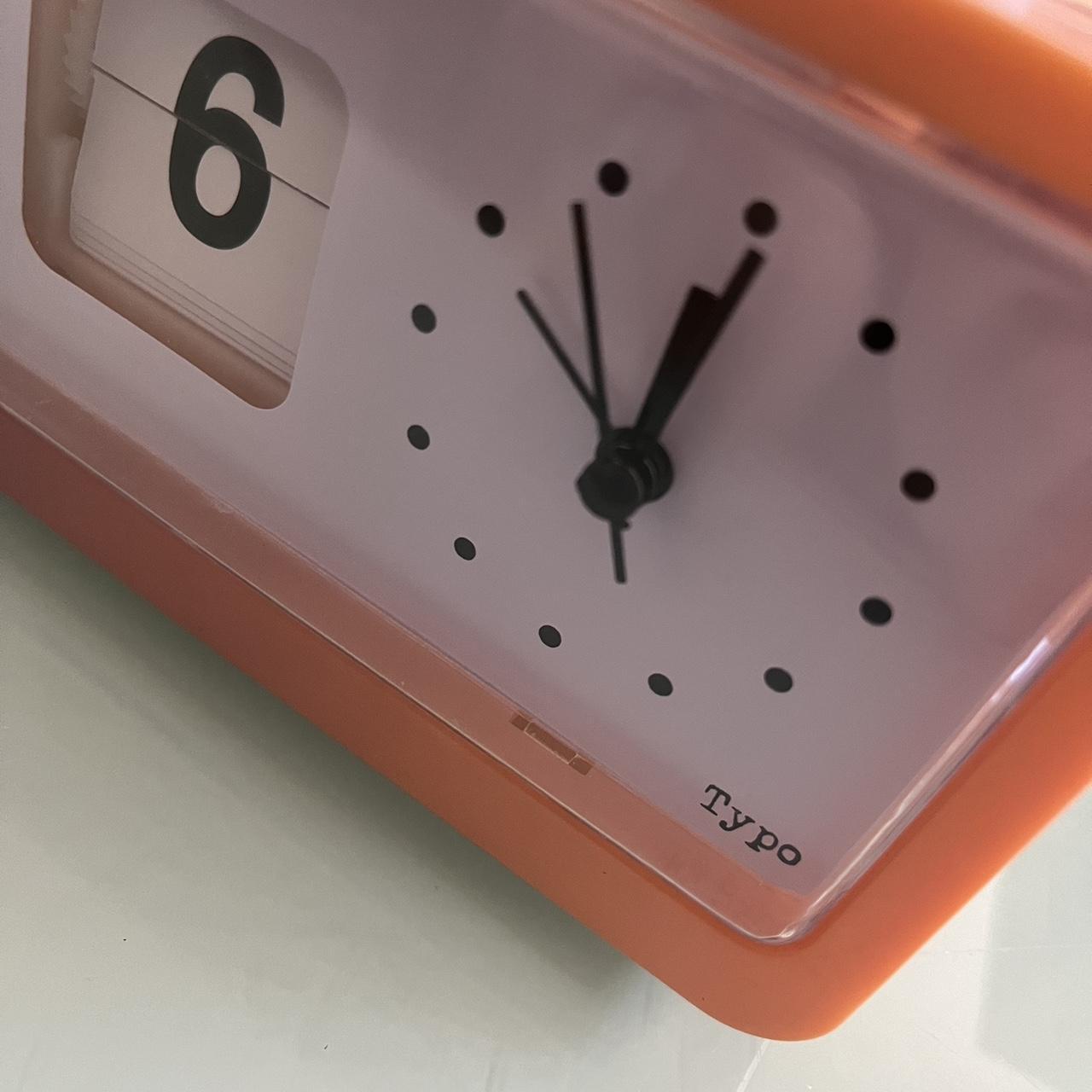 Vintage aesthetic date and clock display! ‼️ PLEASE... - Depop