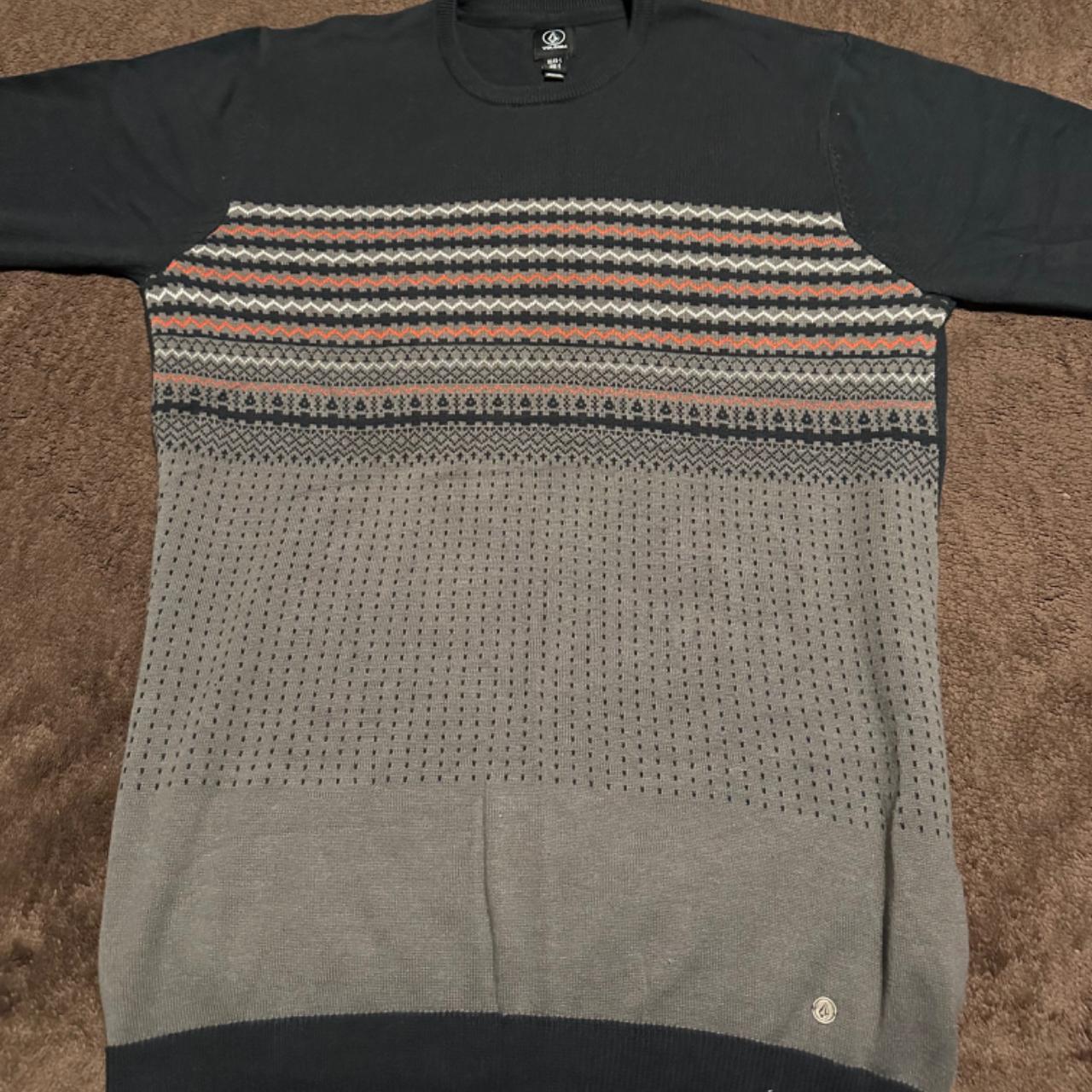 2015 Volcom sweater. like new, worn once in... - Depop