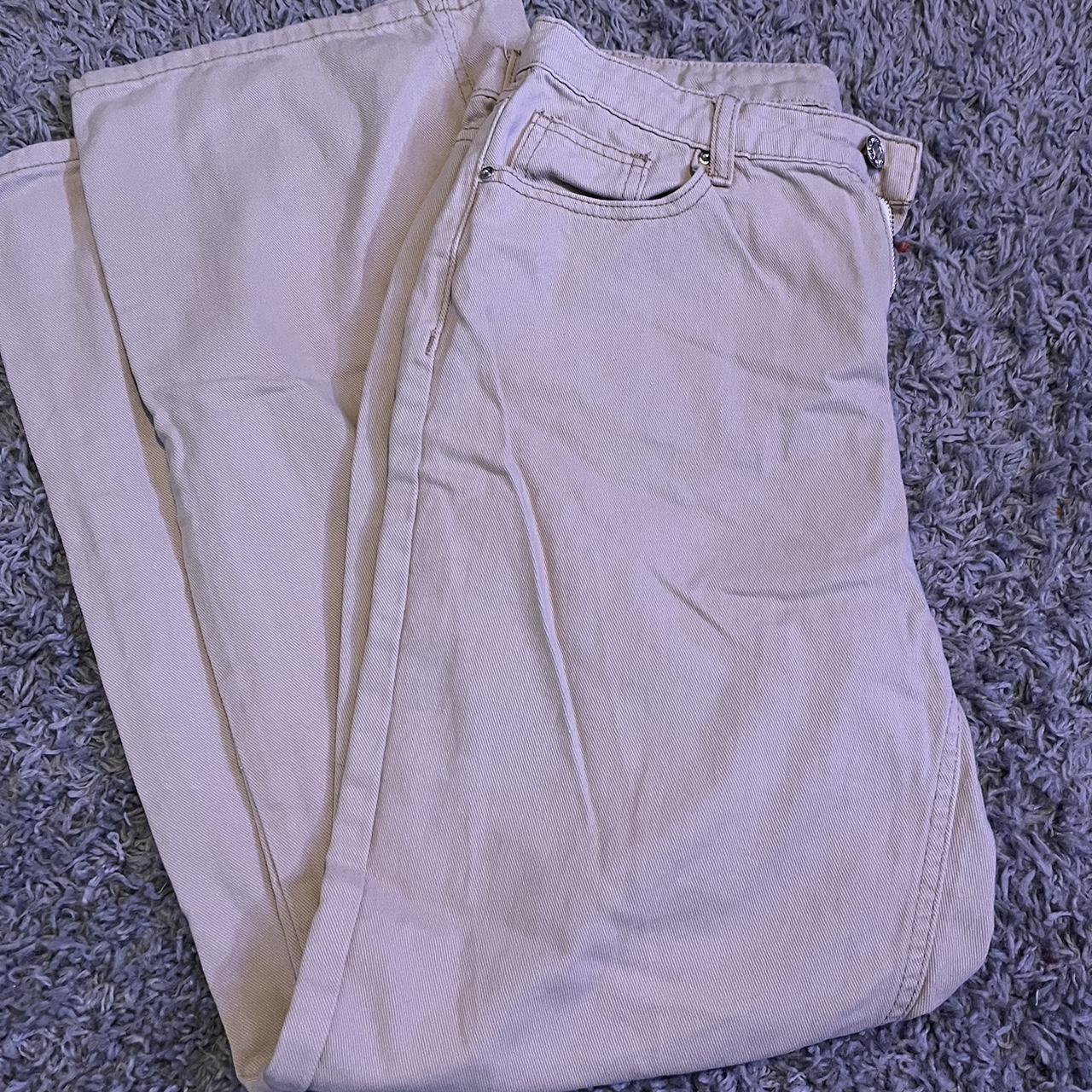 Khaki/sand color pants - Depop