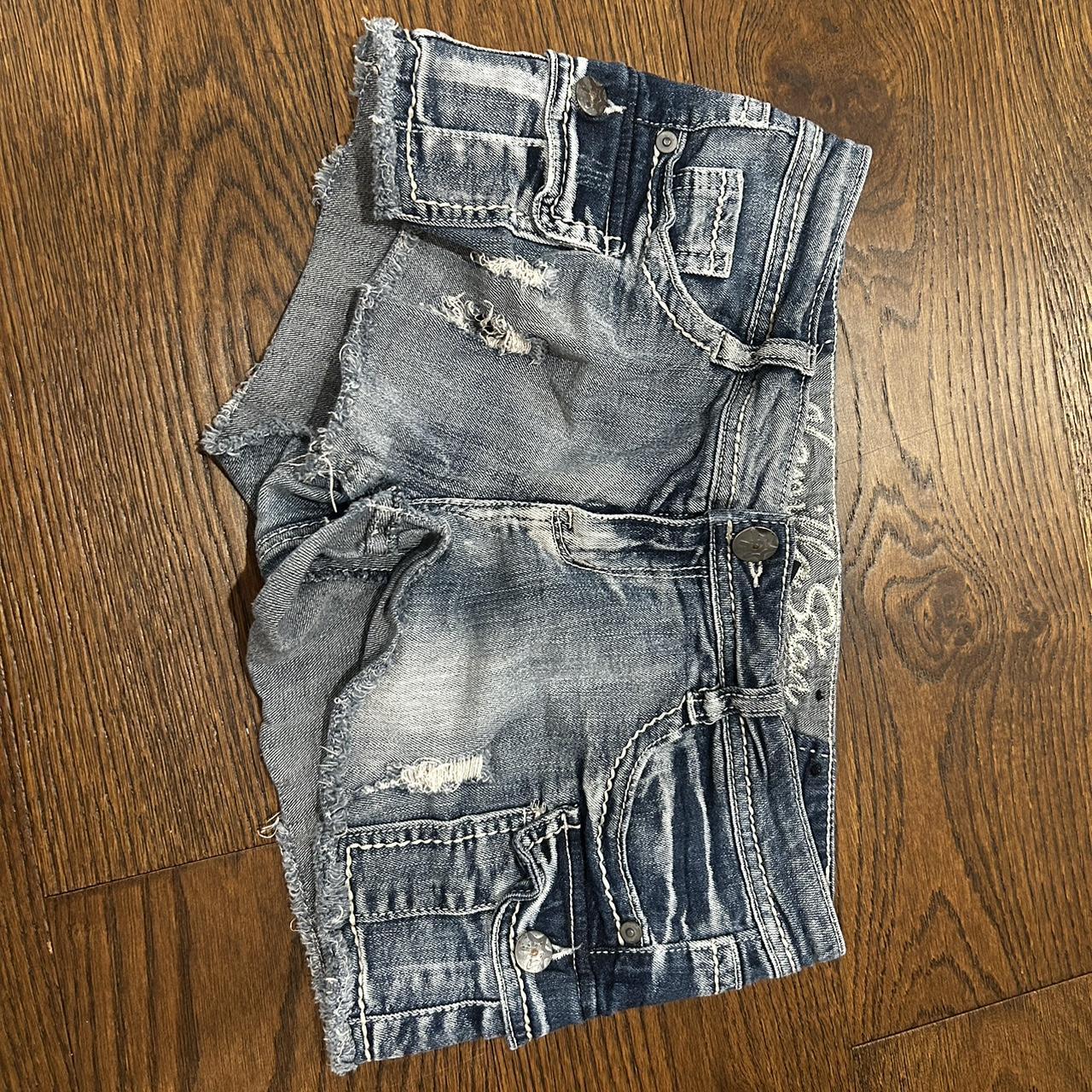 Low rise jean shorts - Depop