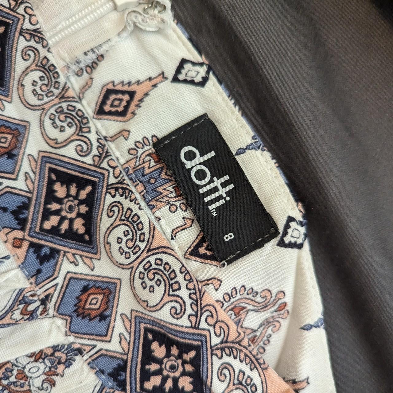 Dotti skirt - size 8 Used but great... - Depop