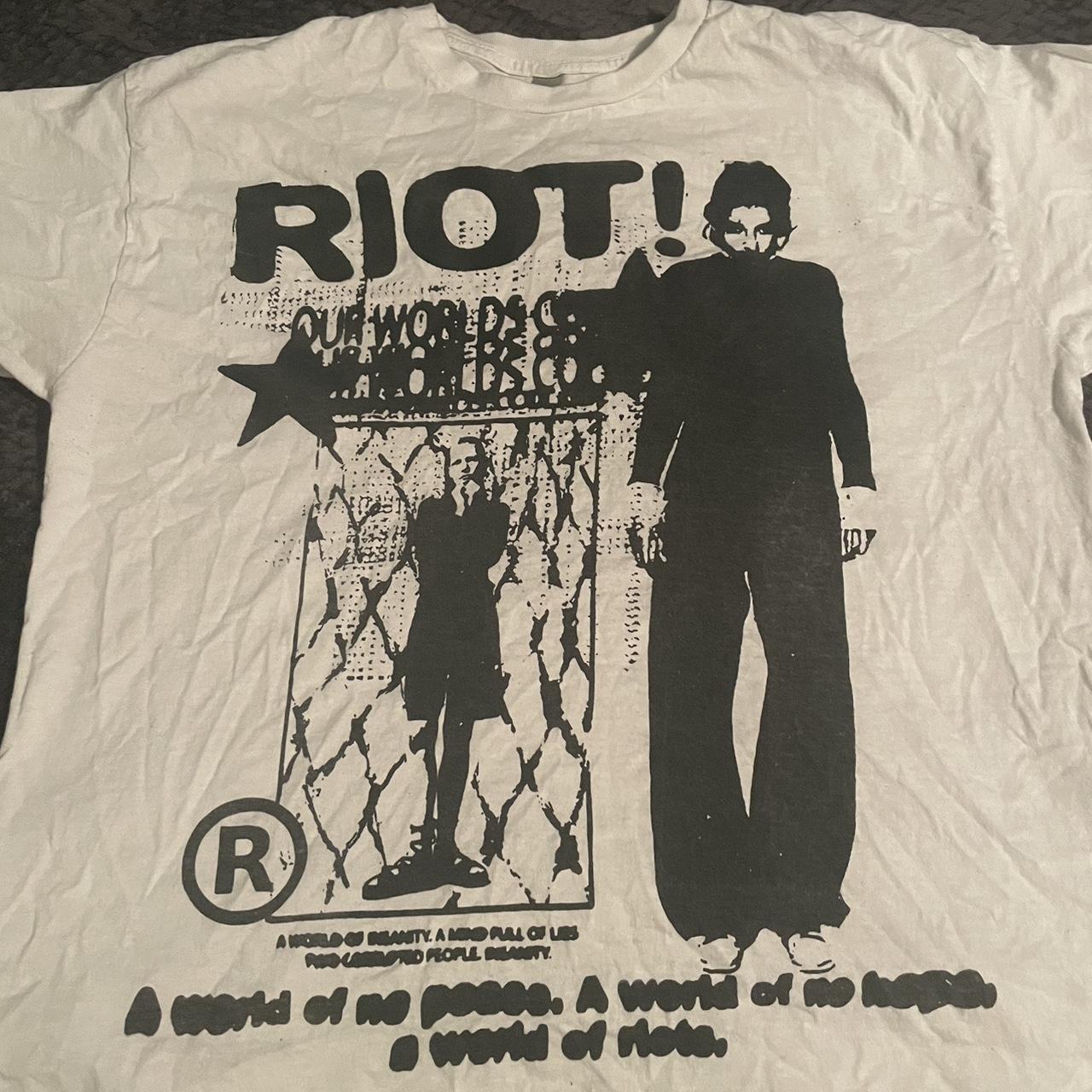 Riot Graphic T shirt i have Medium and Large - Depop