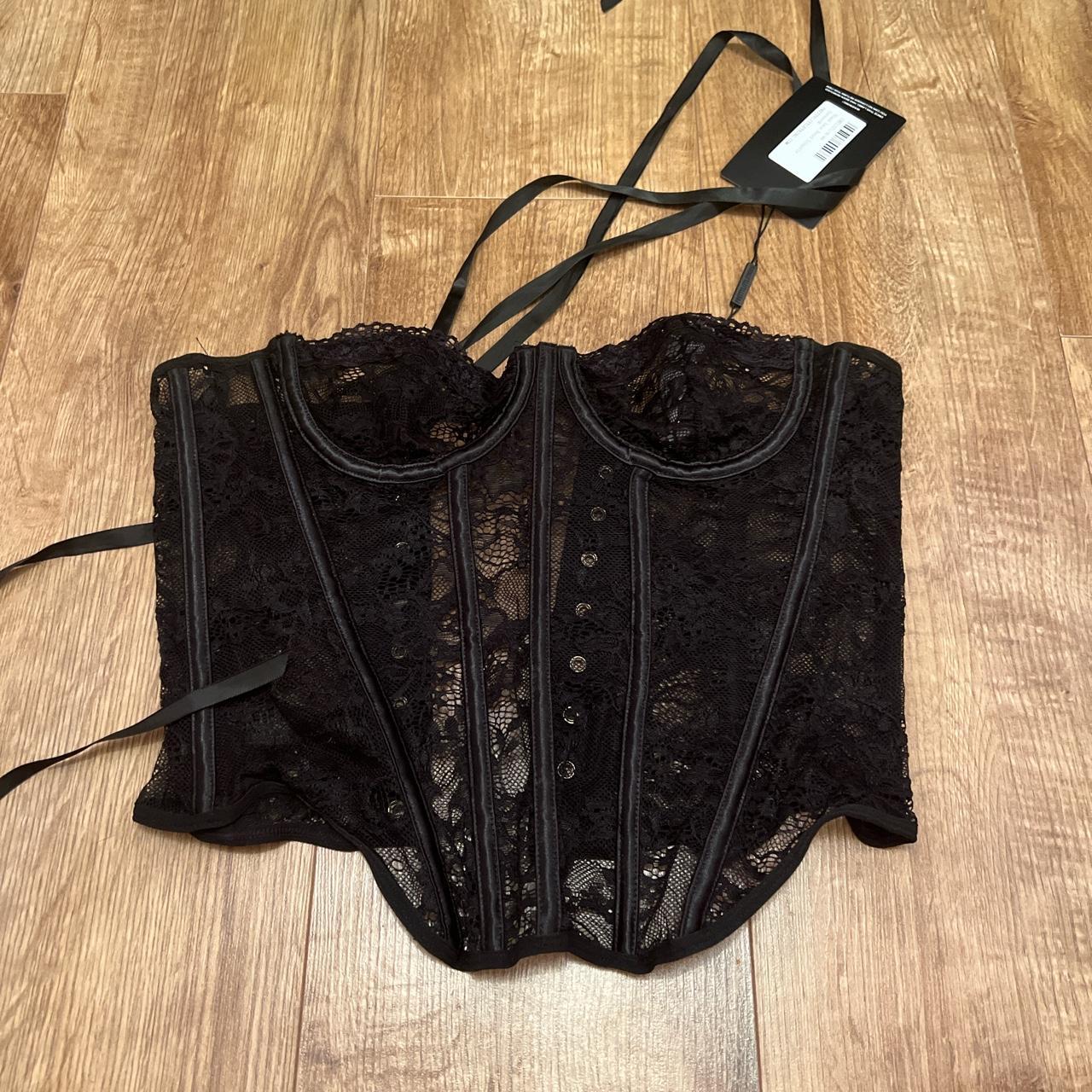 black lace plt corset - Depop
