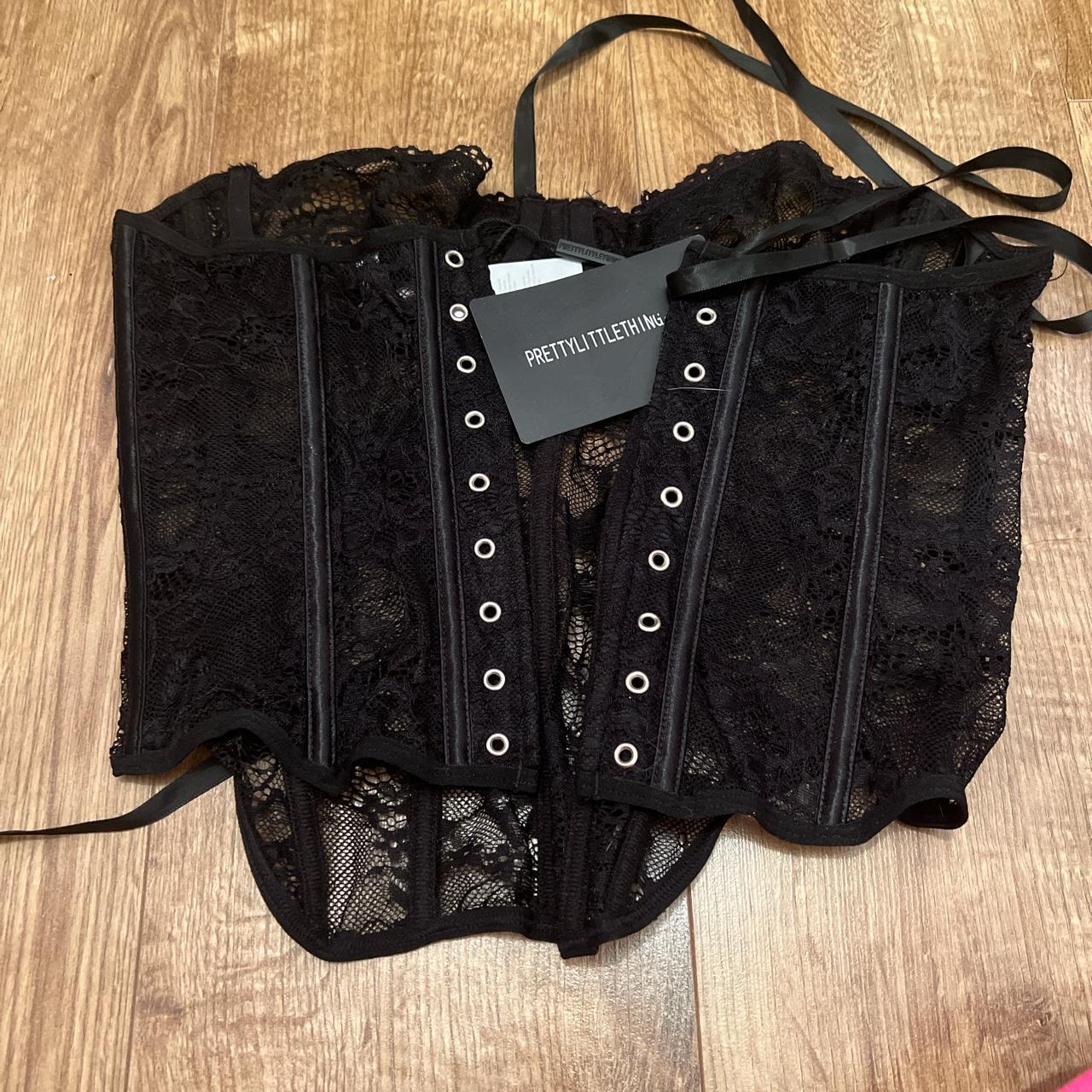 black lace plt corset - Depop