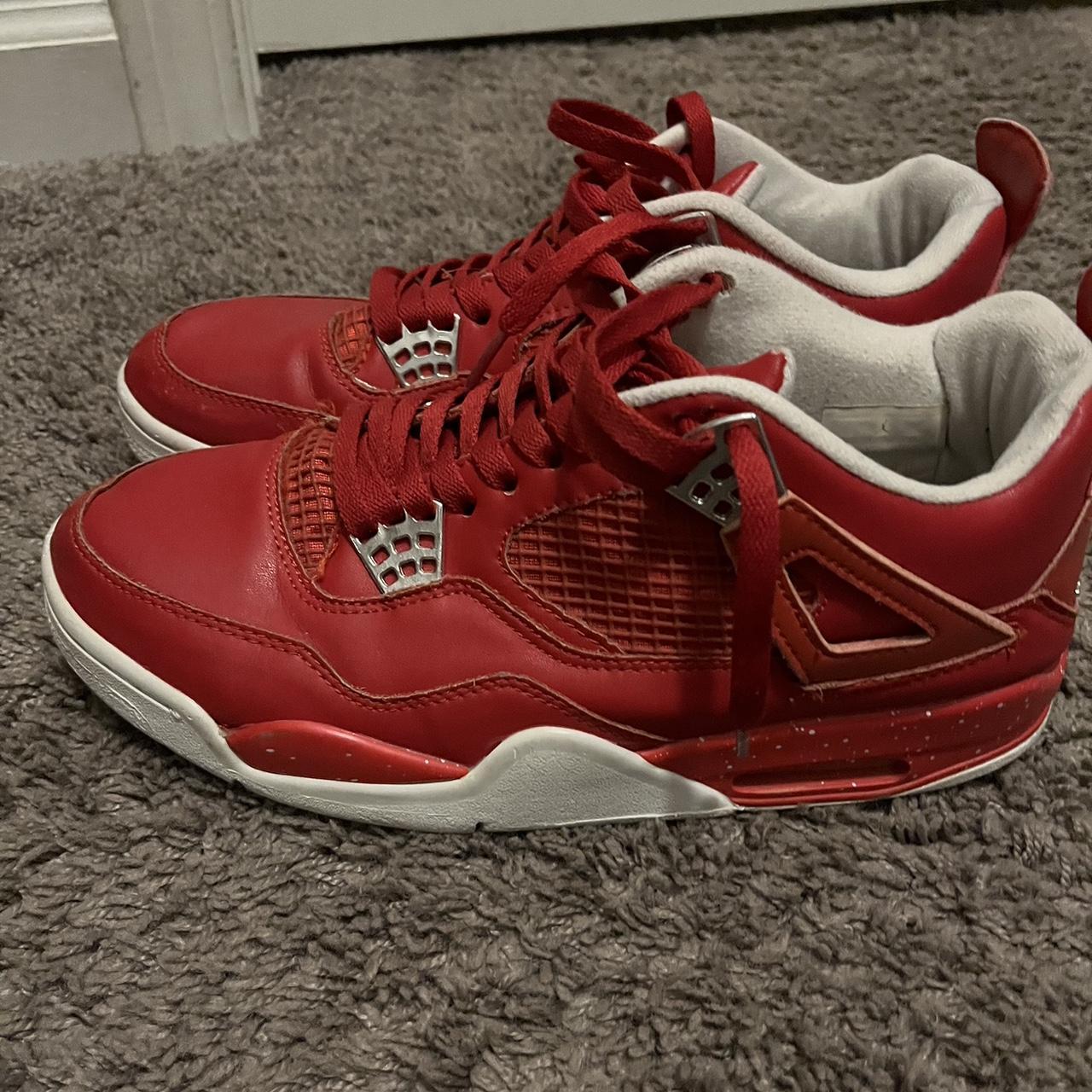 red j4s (NO BOX!!!!) not reps [CURRENTLY ON VACATION... - Depop