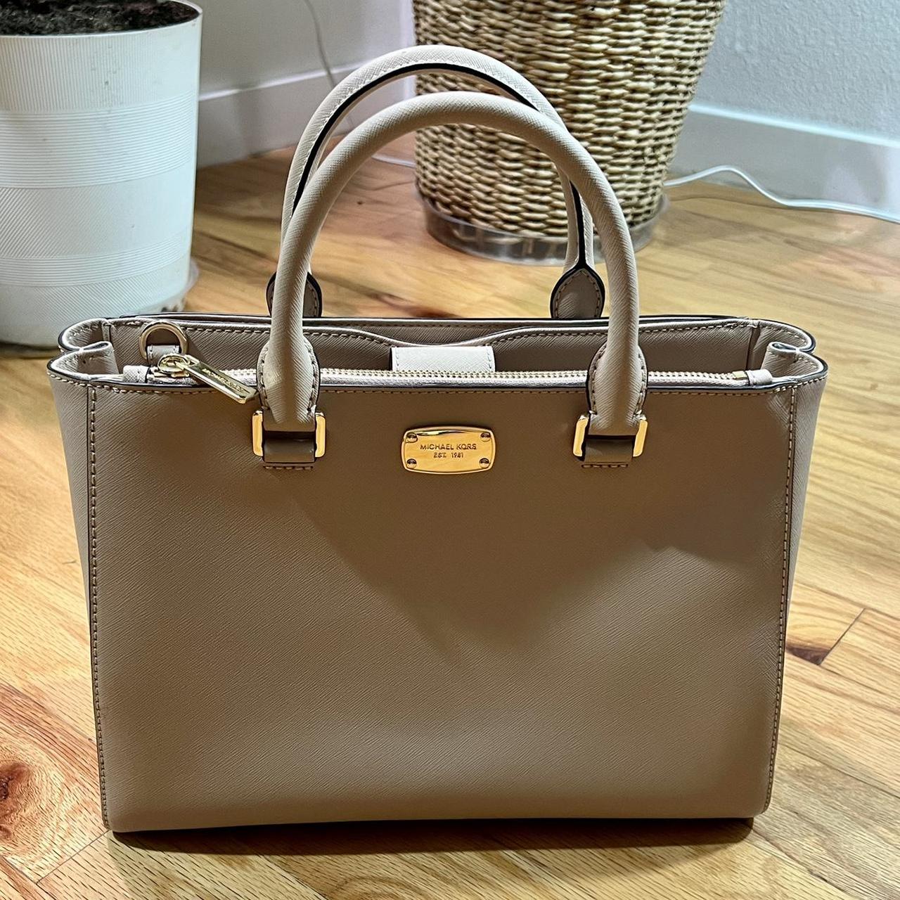 Michael Kors beige handbag 12in x 9in, like new... - Depop