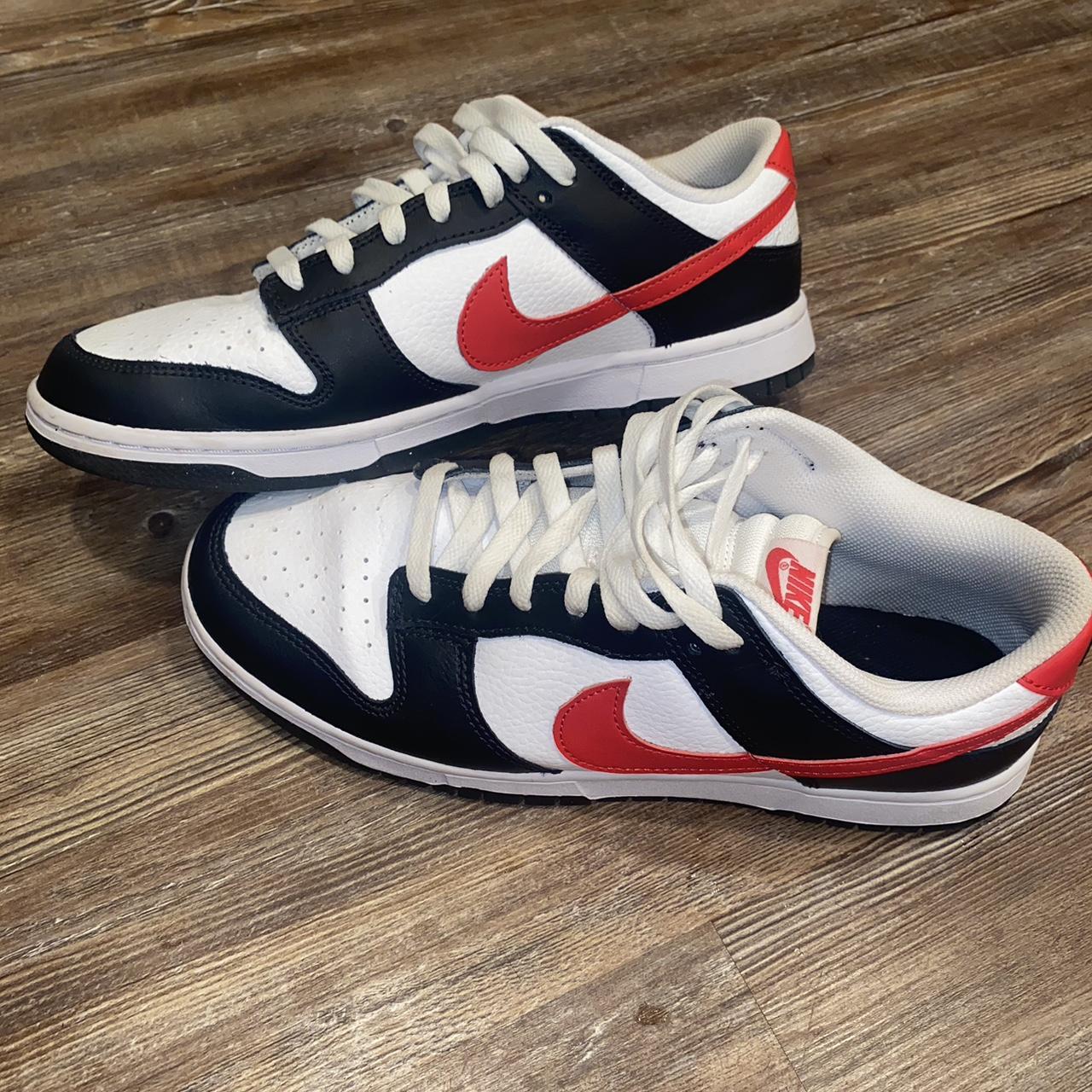 NIKE DUNKS MENS 10.5 USED-GREAT CONDITION MESSAGE... - Depop