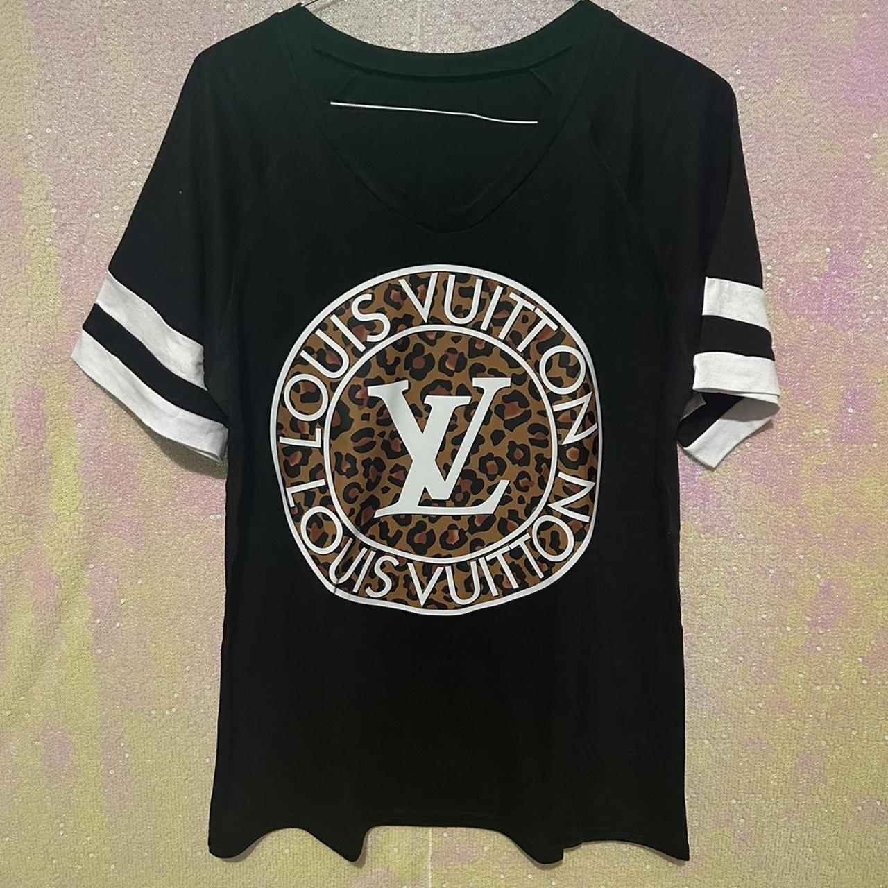 Vinyl LV print on oversized tee Medium/large - Depop