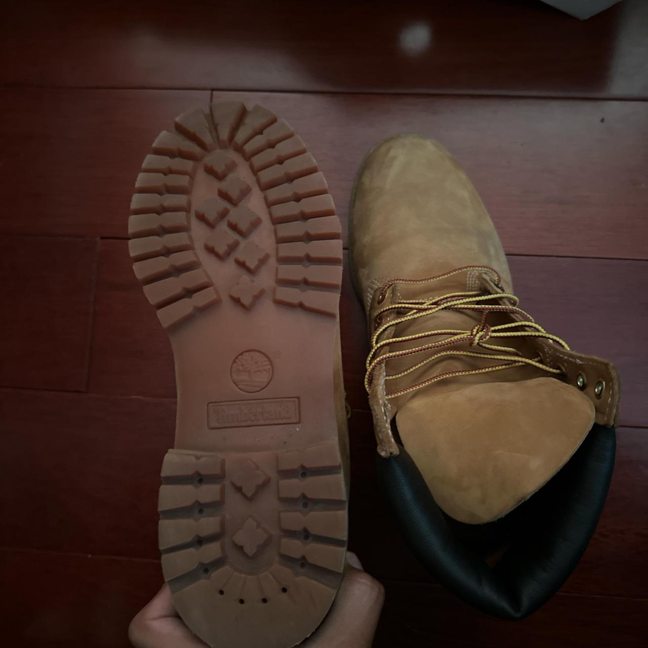 Timberland boot,worn once , size 9.5 little dust stain - Depop