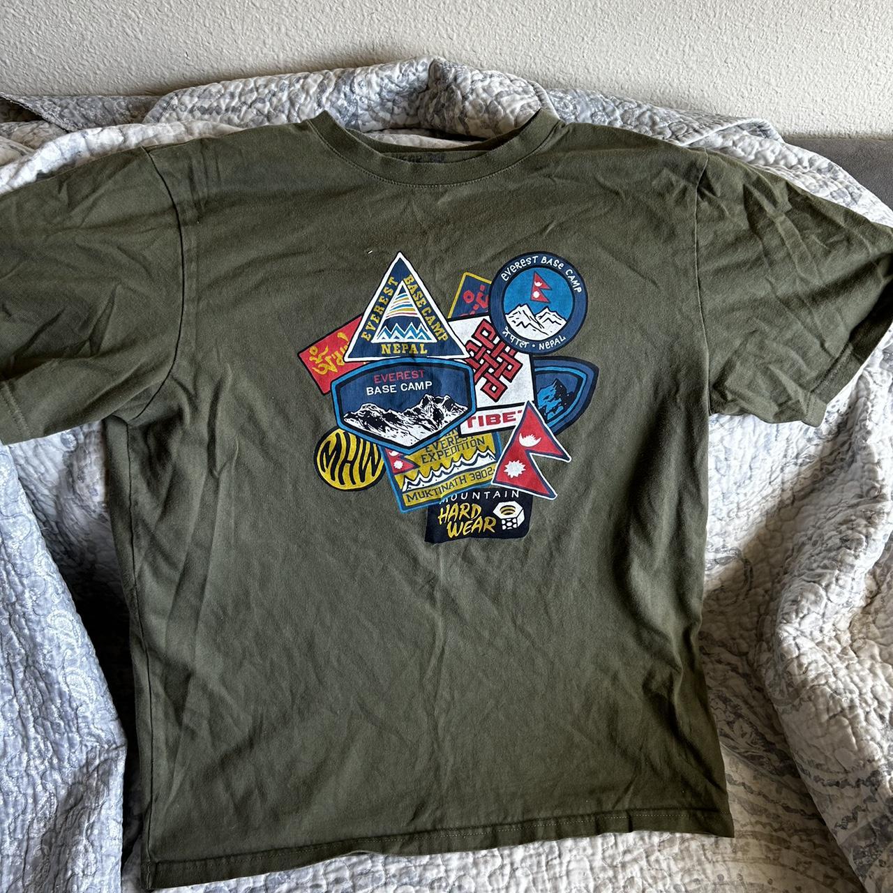 Hardware shirt men’s medium - Depop