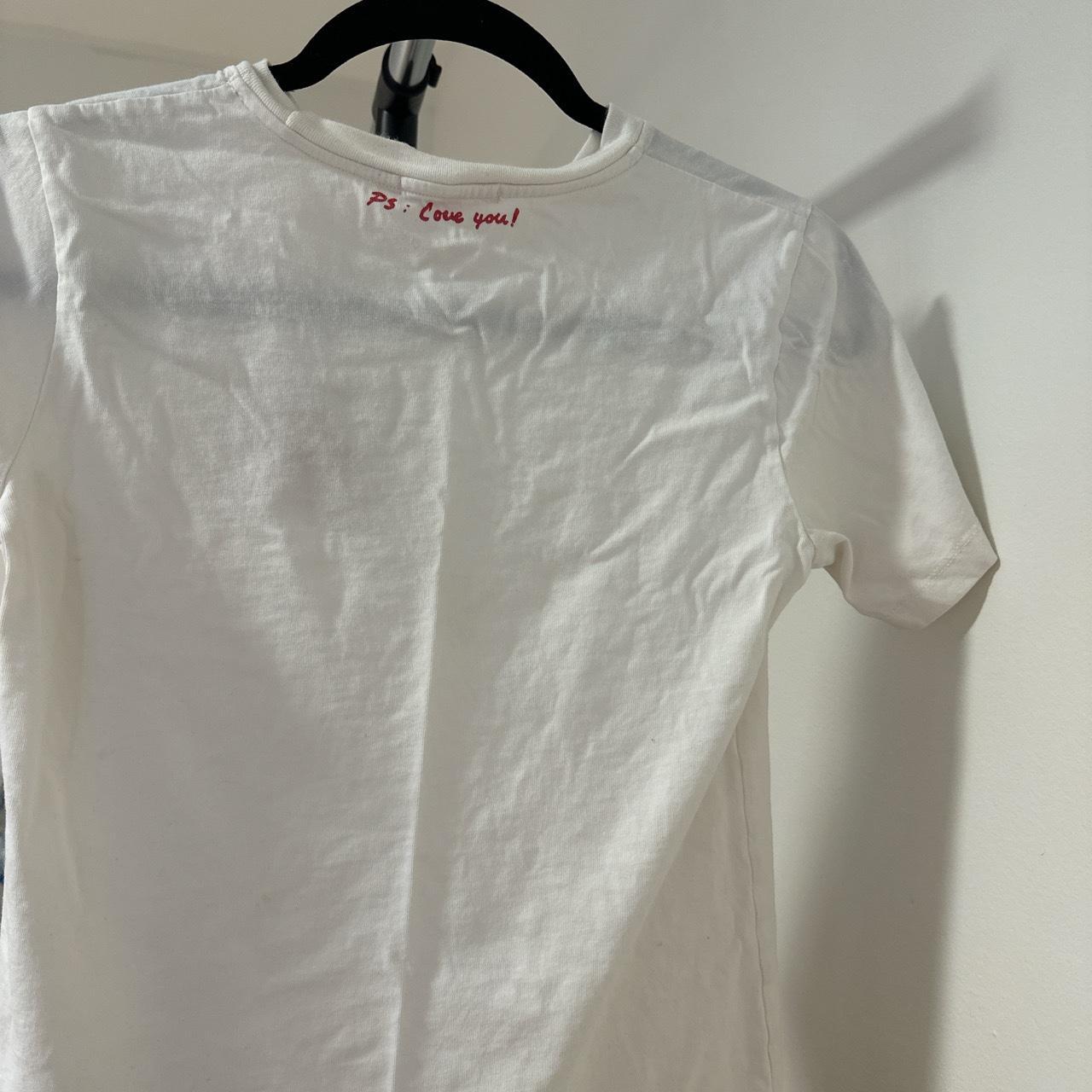 Kids size 12 hardly ever worn freshly washed - Depop