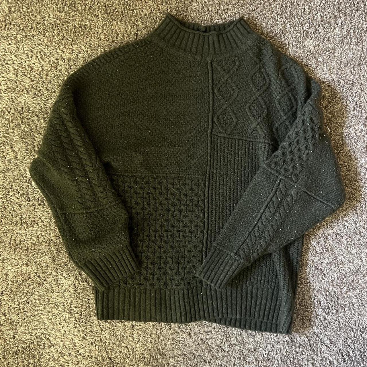 American Eagle Knit Chunky Sweater there is some... - Depop