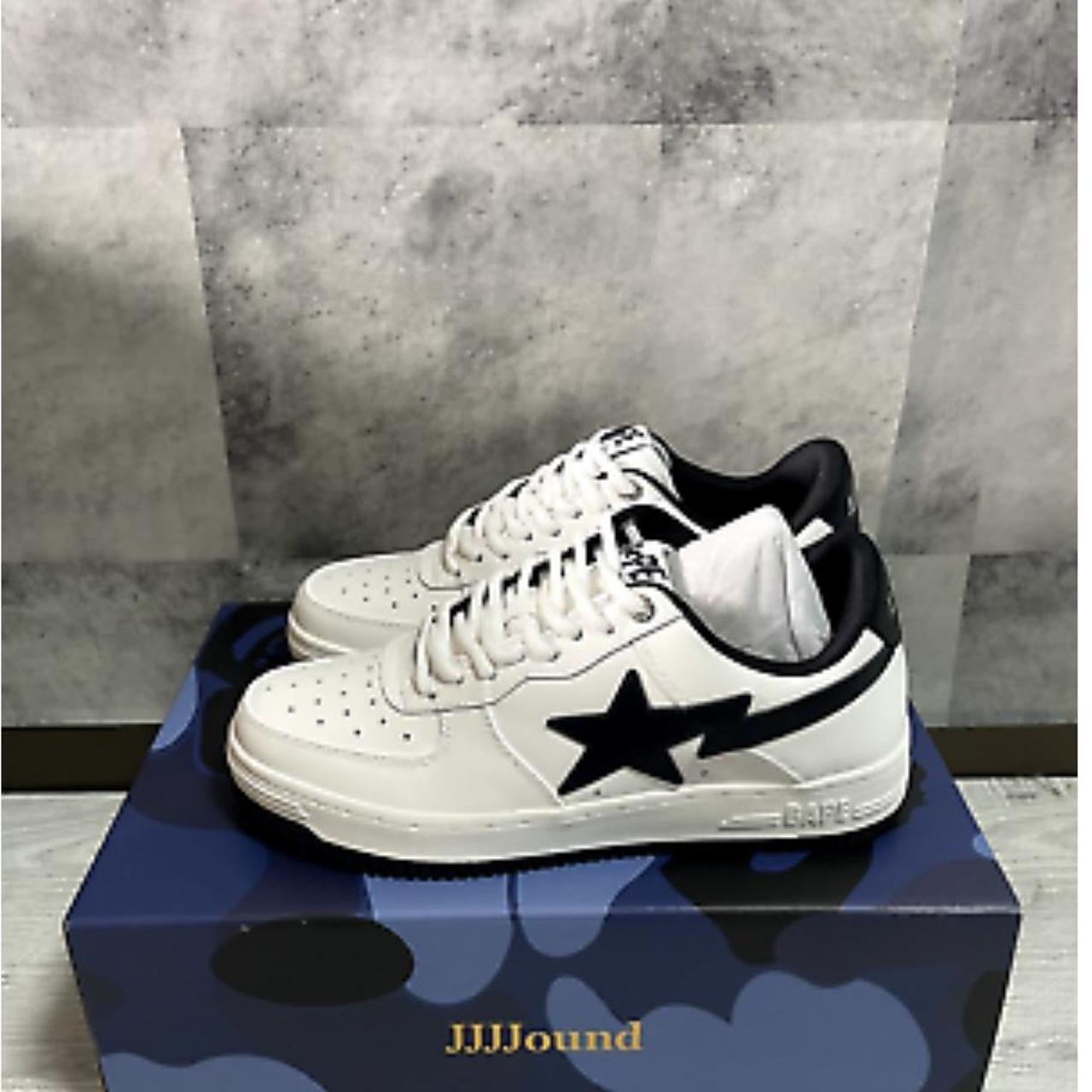 White with black star bape sta Size 8 Authentic photo - Depop