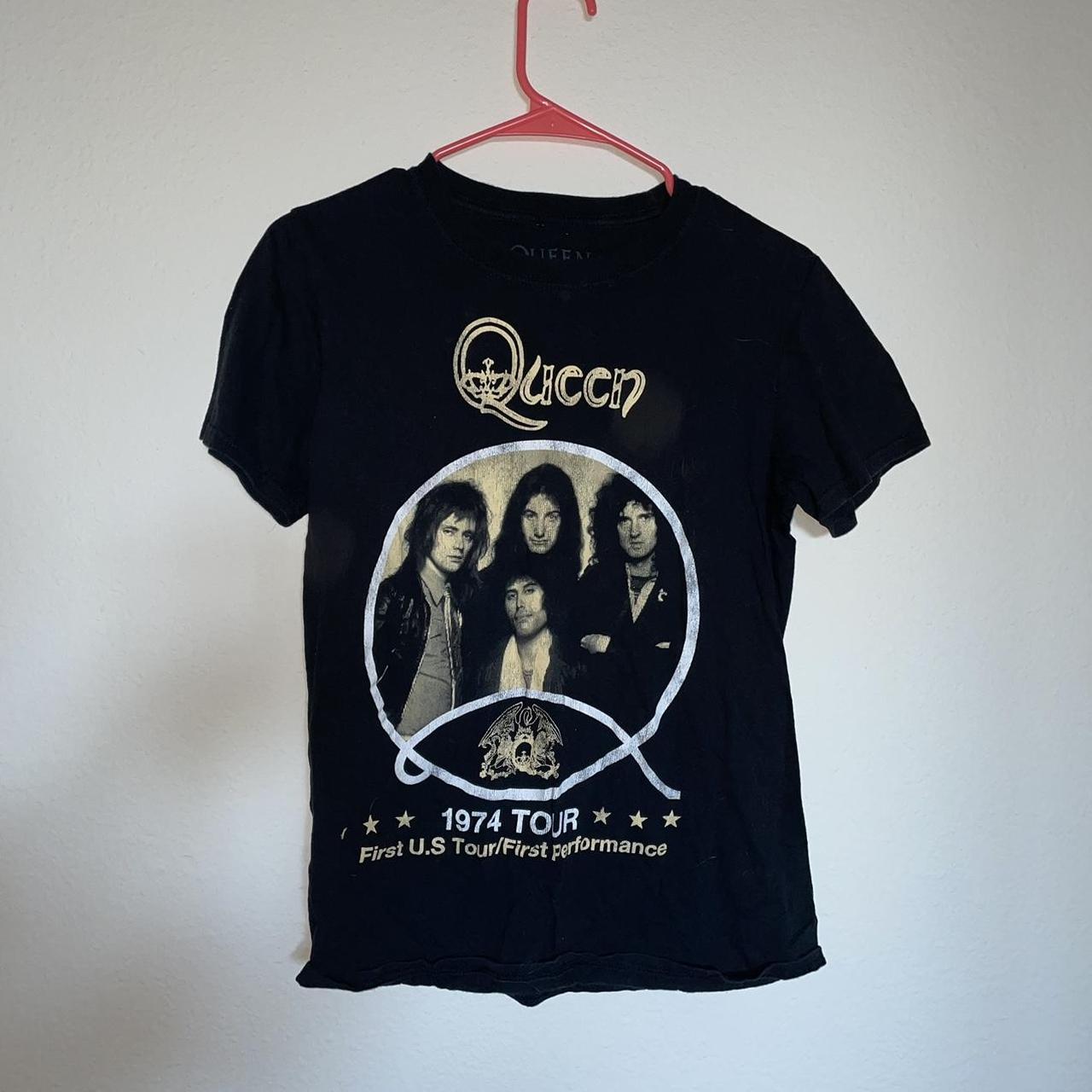 Queen band Tee - Depop