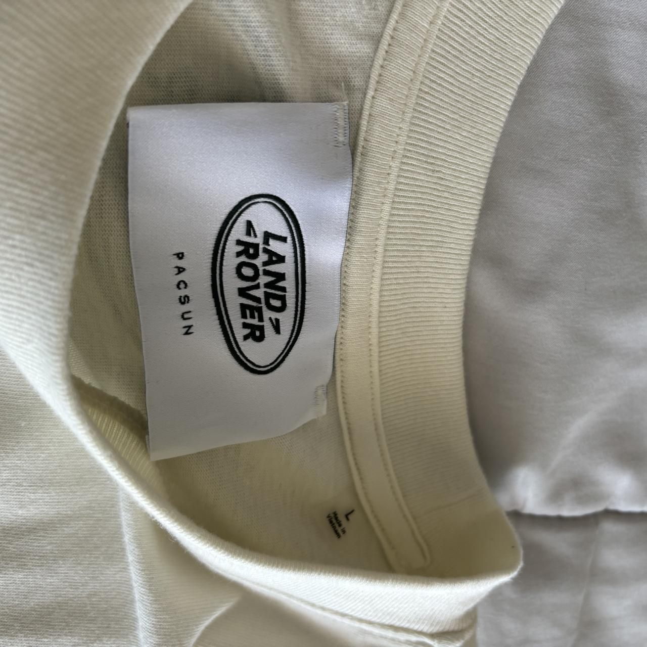 land rover pacsun t. never worn - Depop