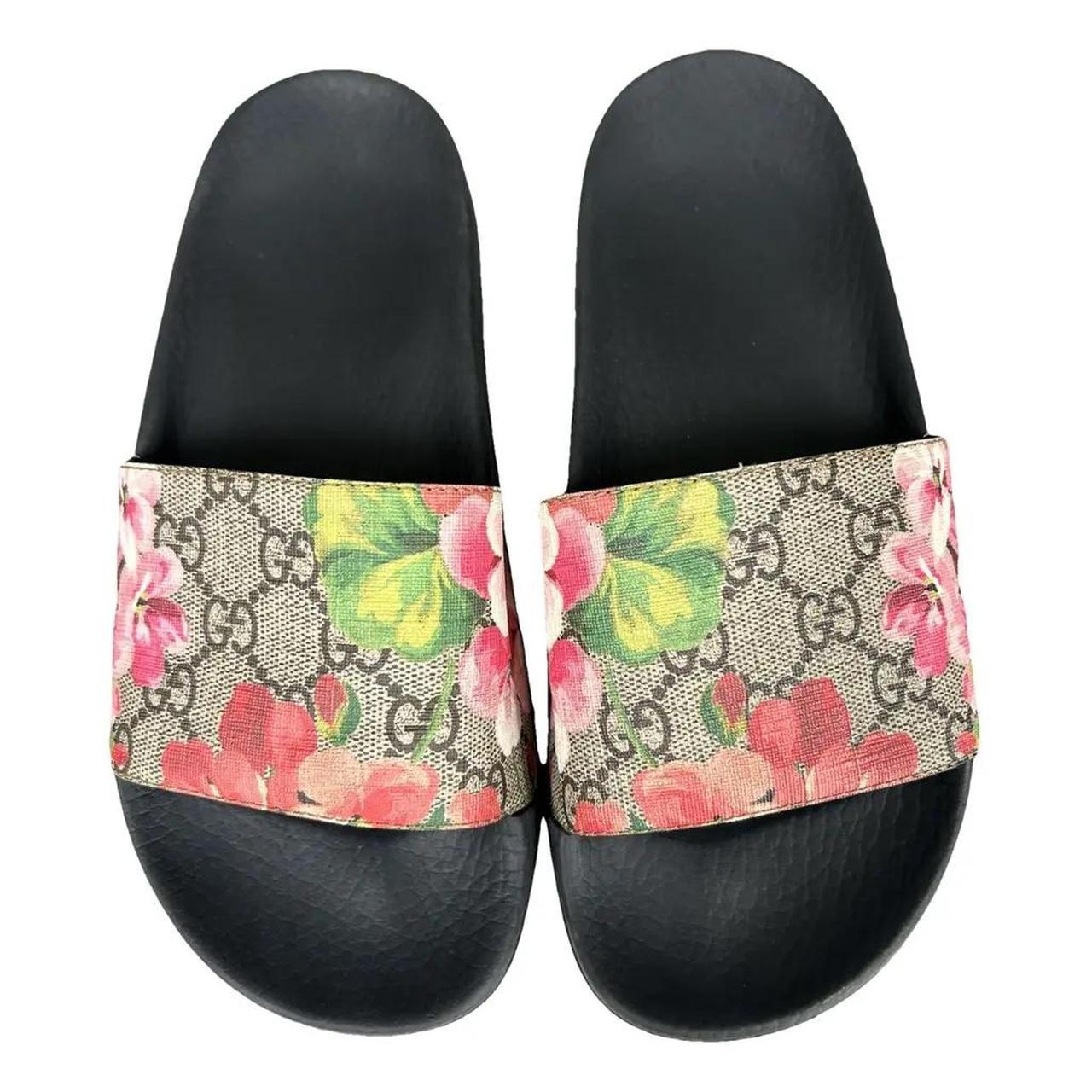 authentic gucci floral slides USED fair condition. Depop