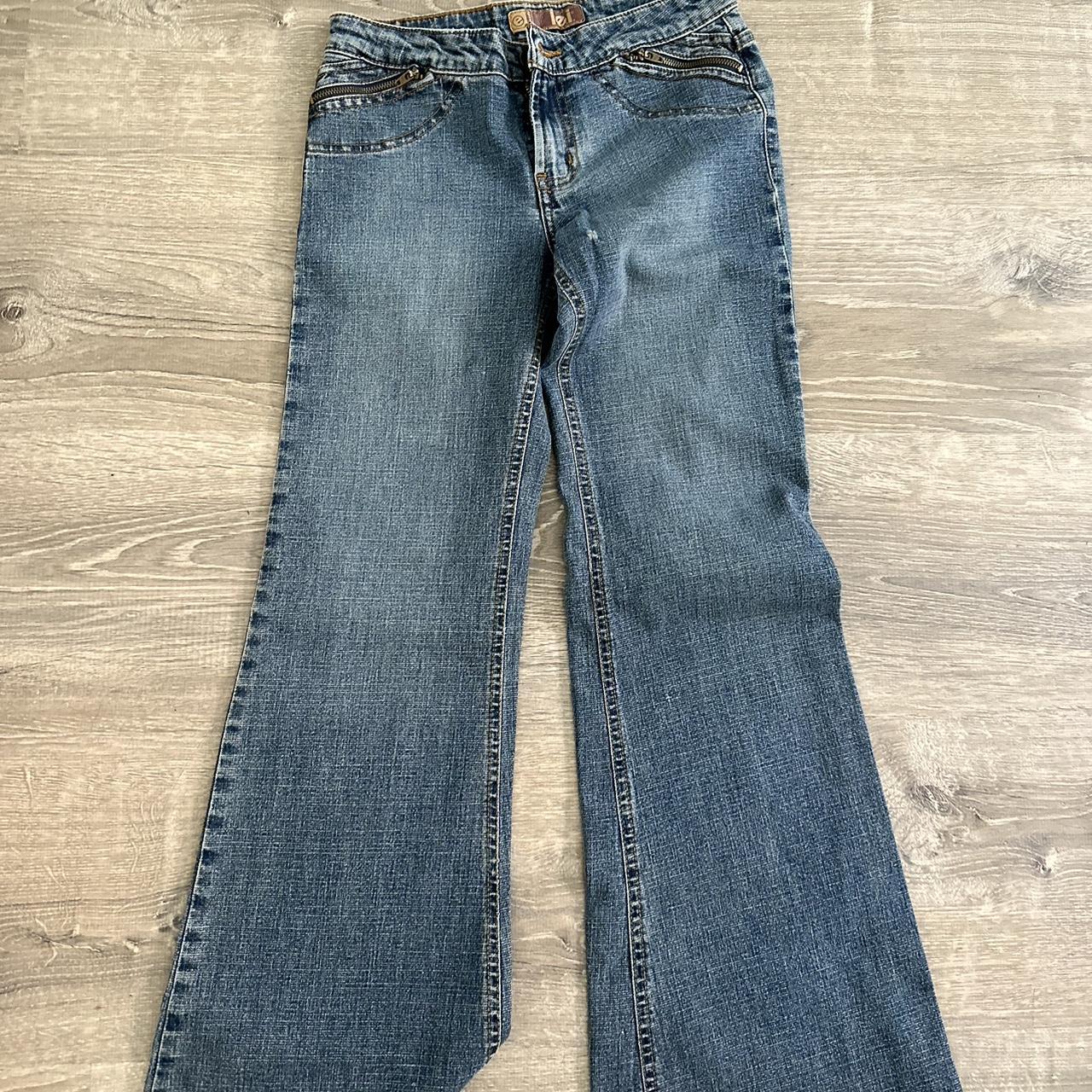 vintage LEI jeans low rise / flare fits a 0-2 send... - Depop
