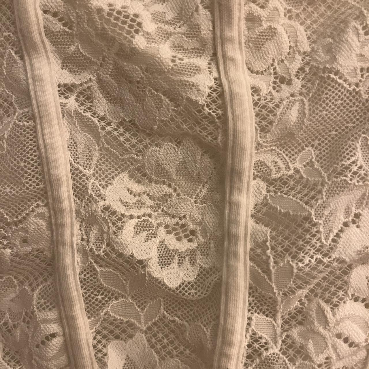 Colsie Large White Lace Bralette Top 🐇 [Good... - Depop