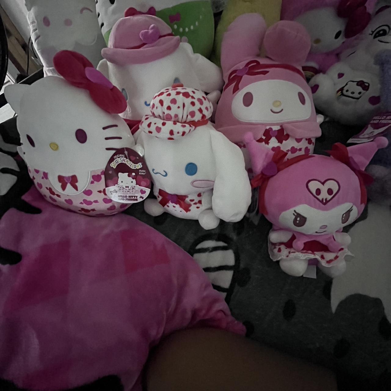 i’m selling js selling the hello kitty valentines... - Depop