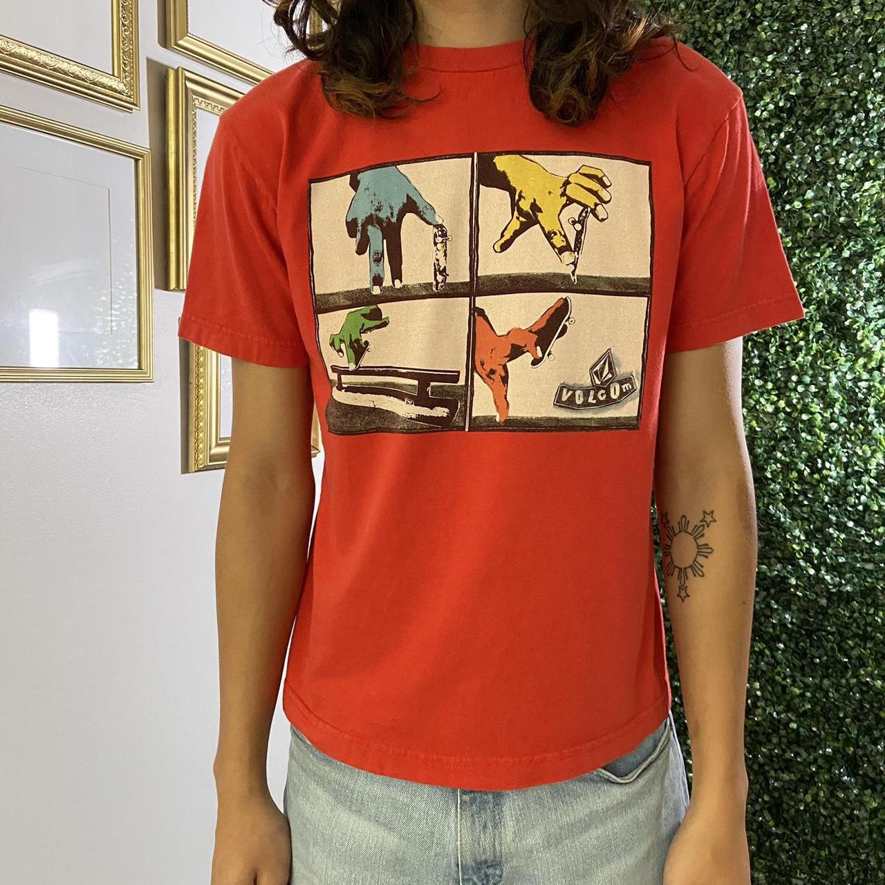 Volcom skate tech deck 4 panel graphic T🛹 •Size... - Depop