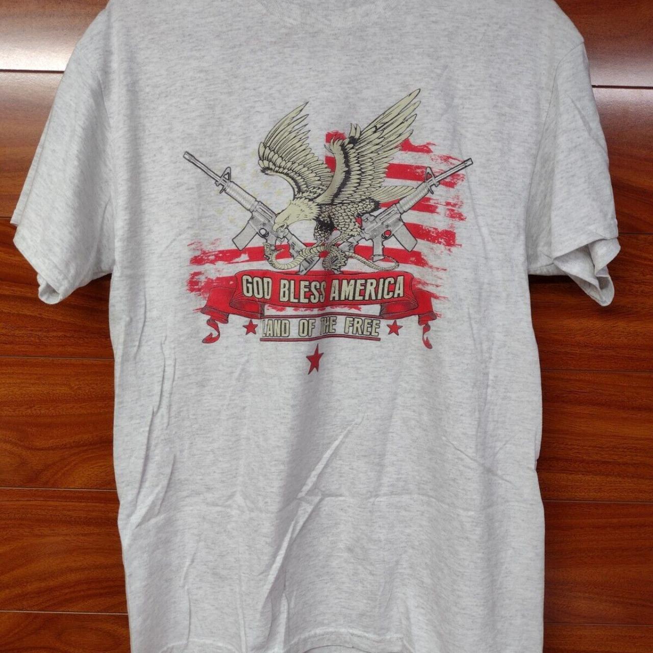 THRIFT CADE!! Offered here is this Men's Vintage... - Depop