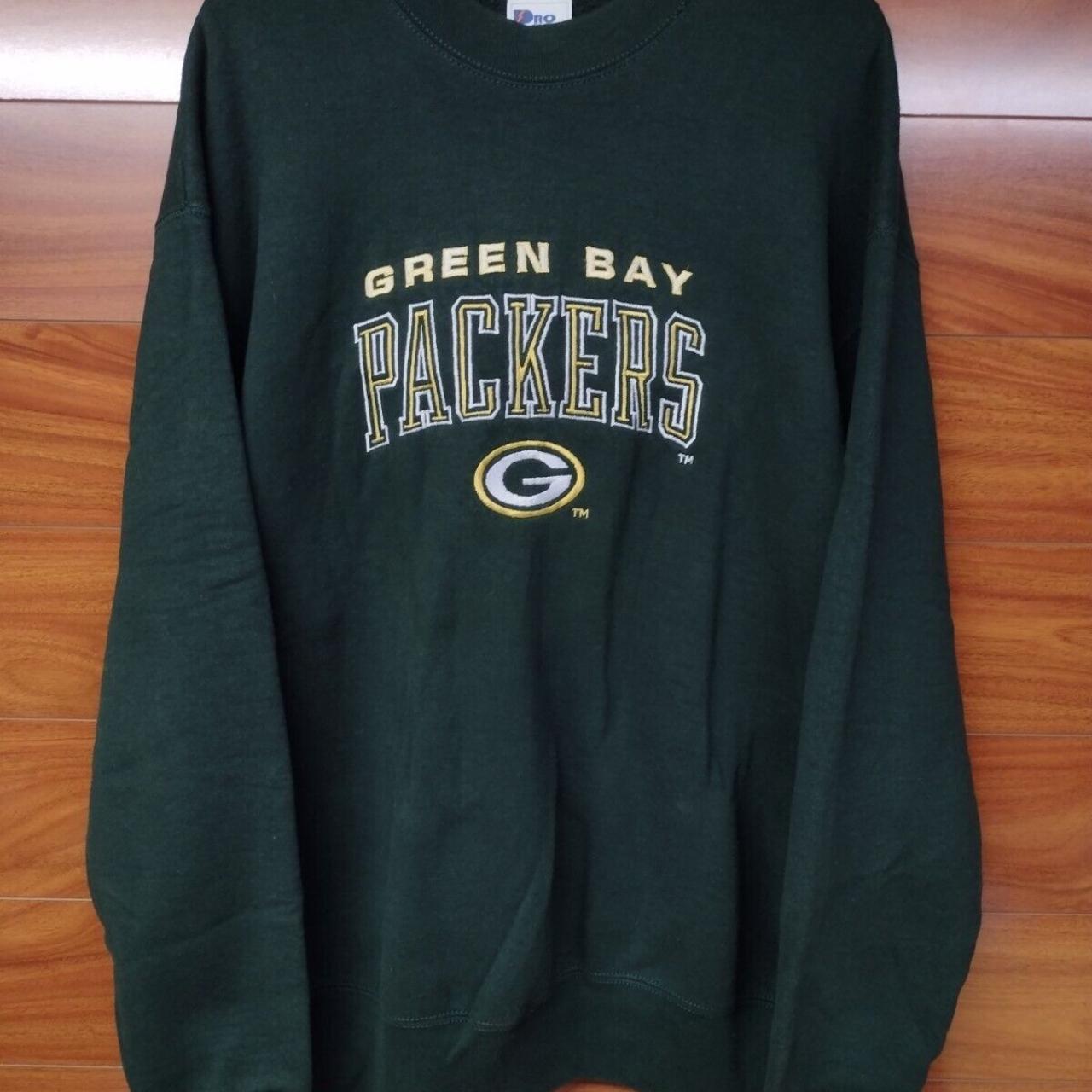 THRIFT CADE!! Offered here is this Vintage Pro... - Depop