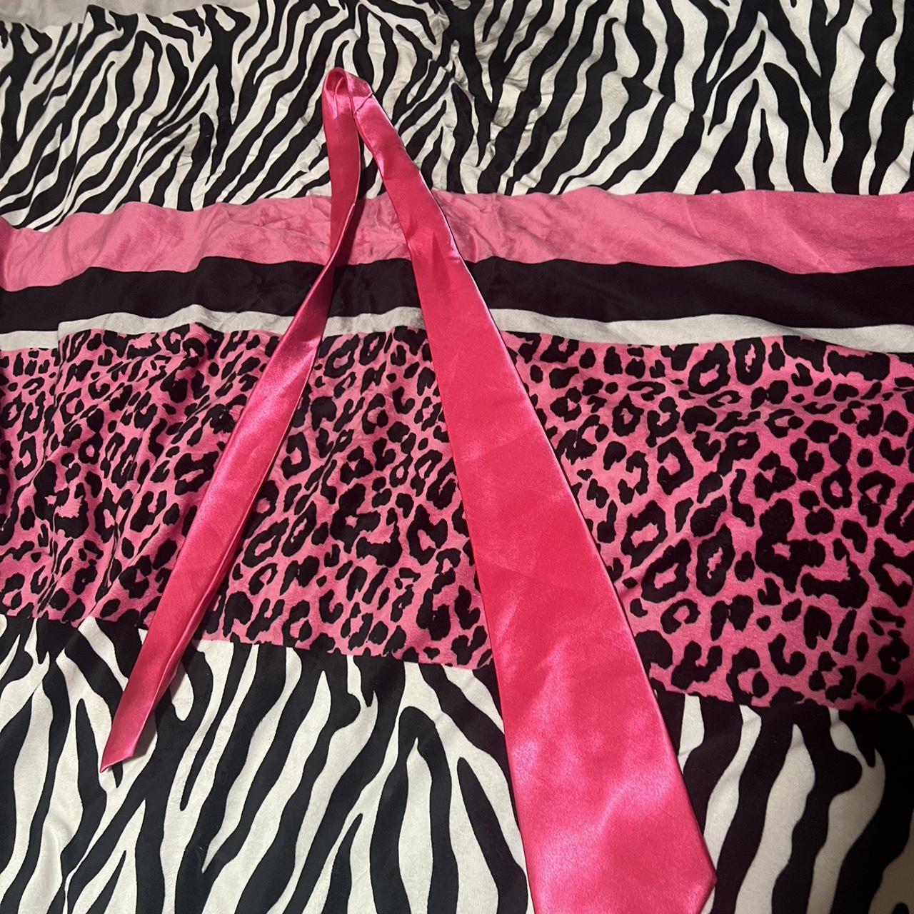 Hot pink scene/emo tie wide and long - Depop