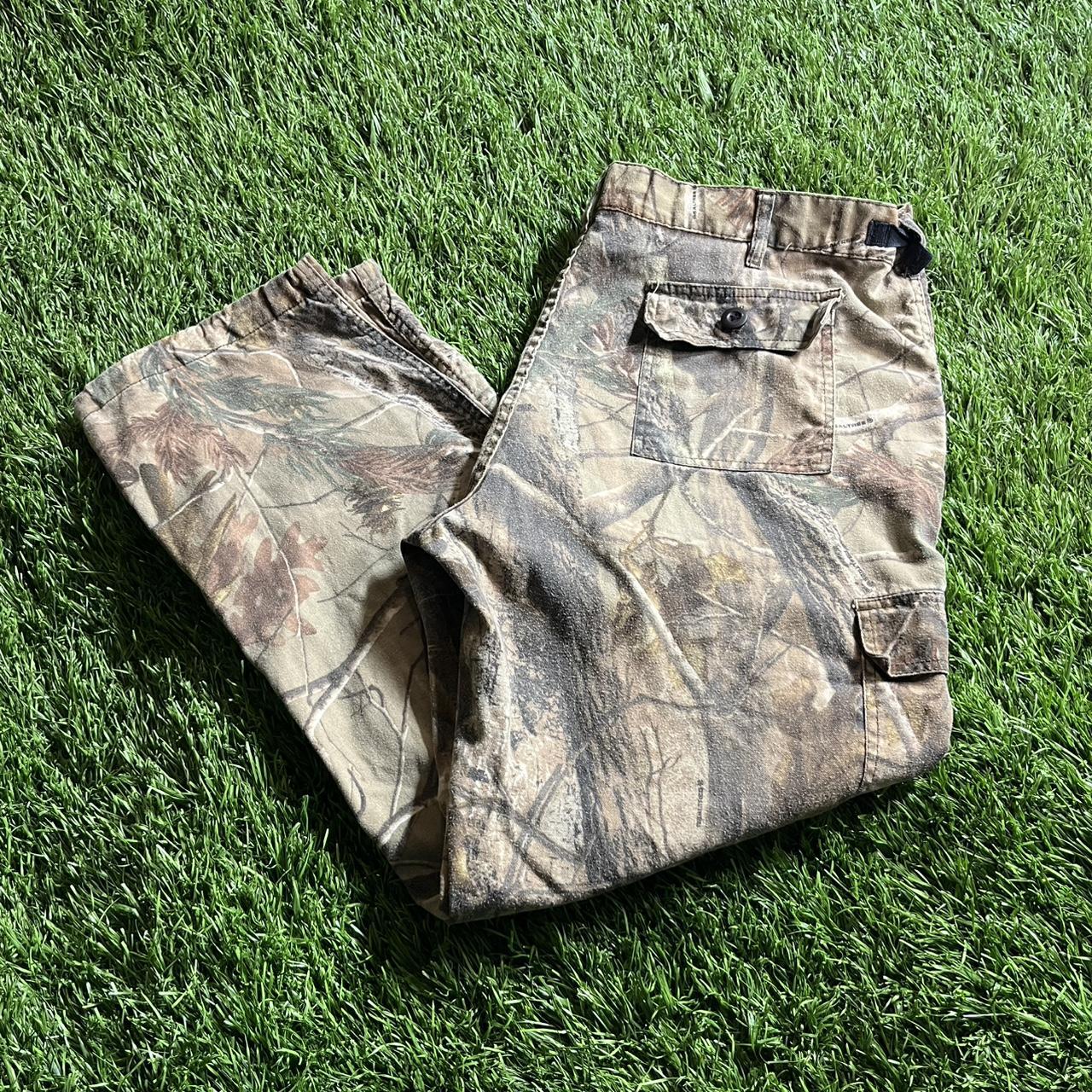 GAME WINNER x REALTREE CAMO CARGO PANTS SZ XL - Depop
