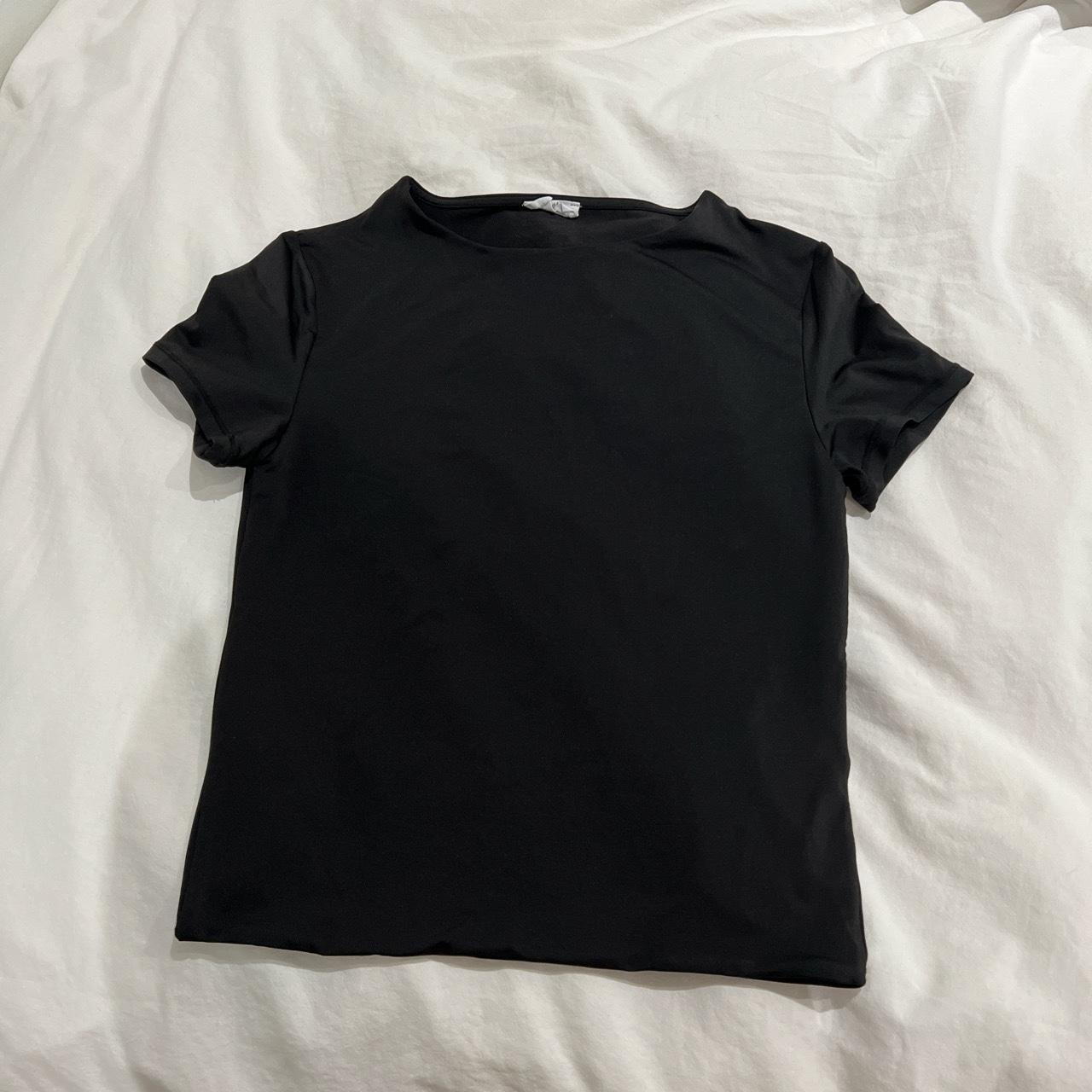 BLACK COTTON ON BASIC TEE skims inspired material... - Depop