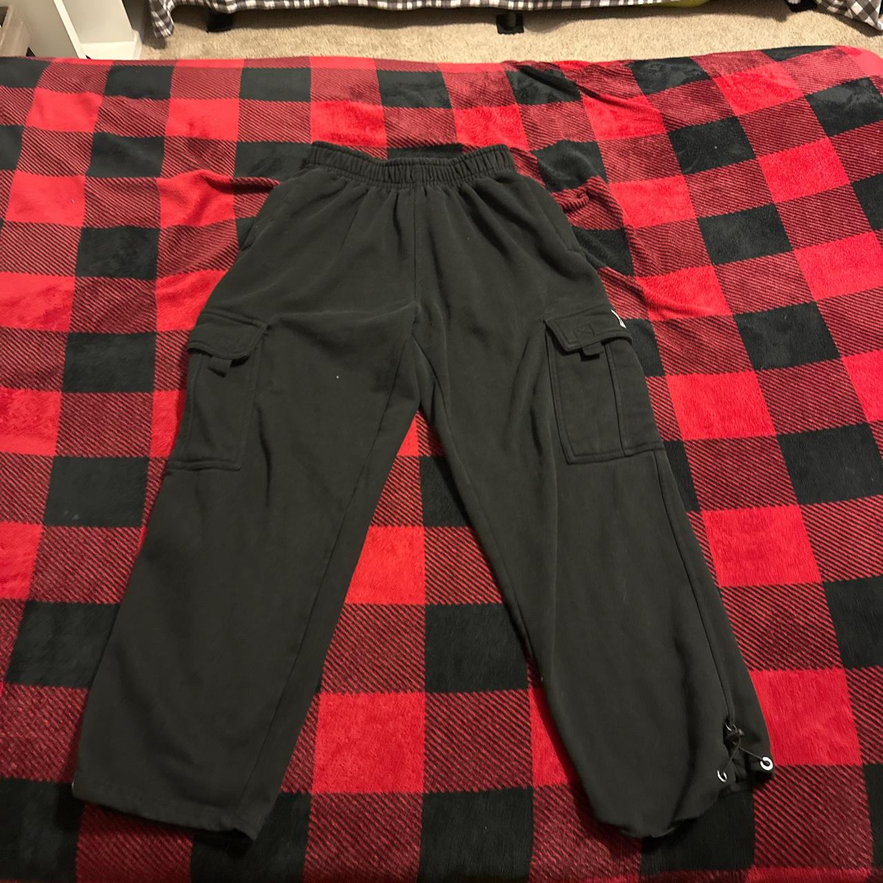 Black pro club cargo sweat pants NO STRING - Depop