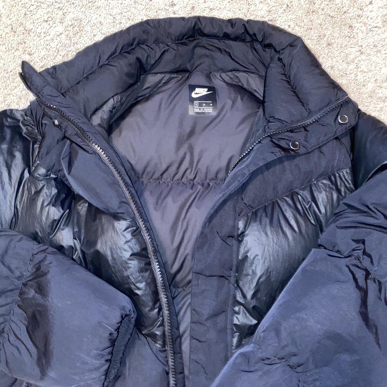 Black Nike Puffer Coat size medium but fits like a... - Depop