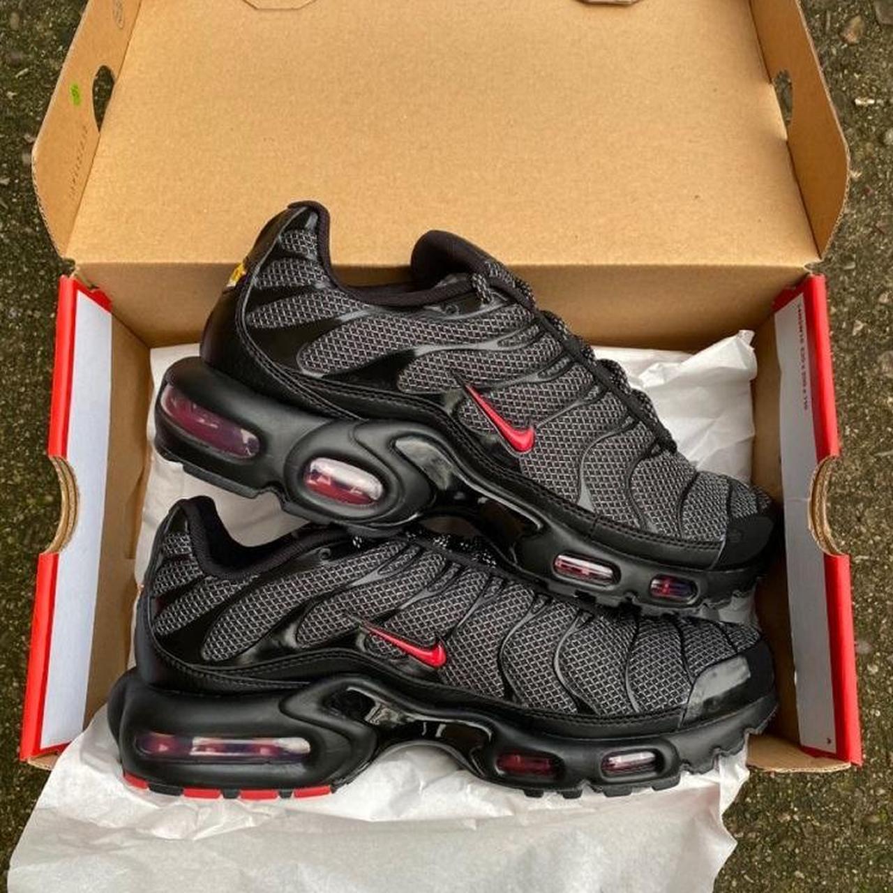 nike tn black and red - £90 - Depop