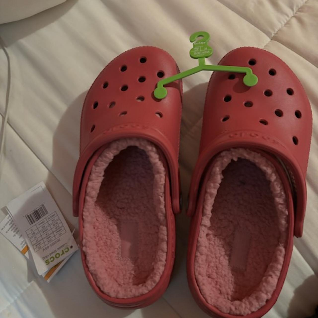 Size 8 Womens Fuzz-lined Fuchsia Crocs (New) - Depop