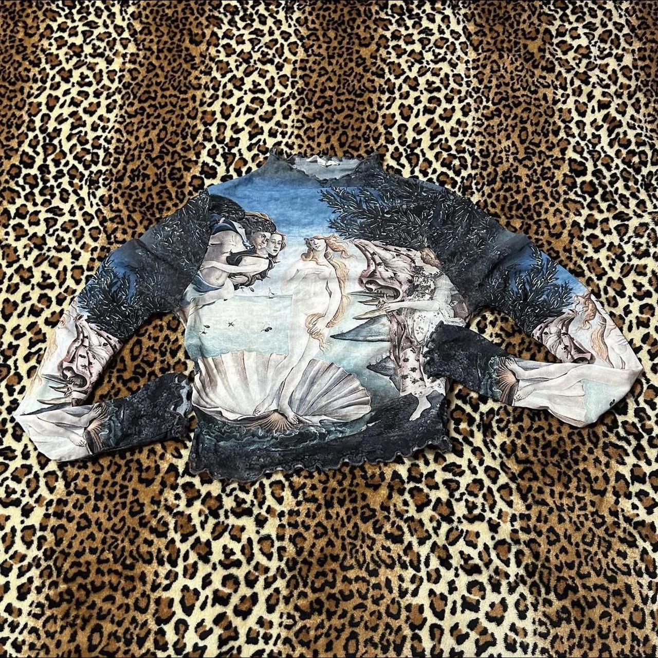 Size medium angel mesh top (can fit an extra small) - Depop