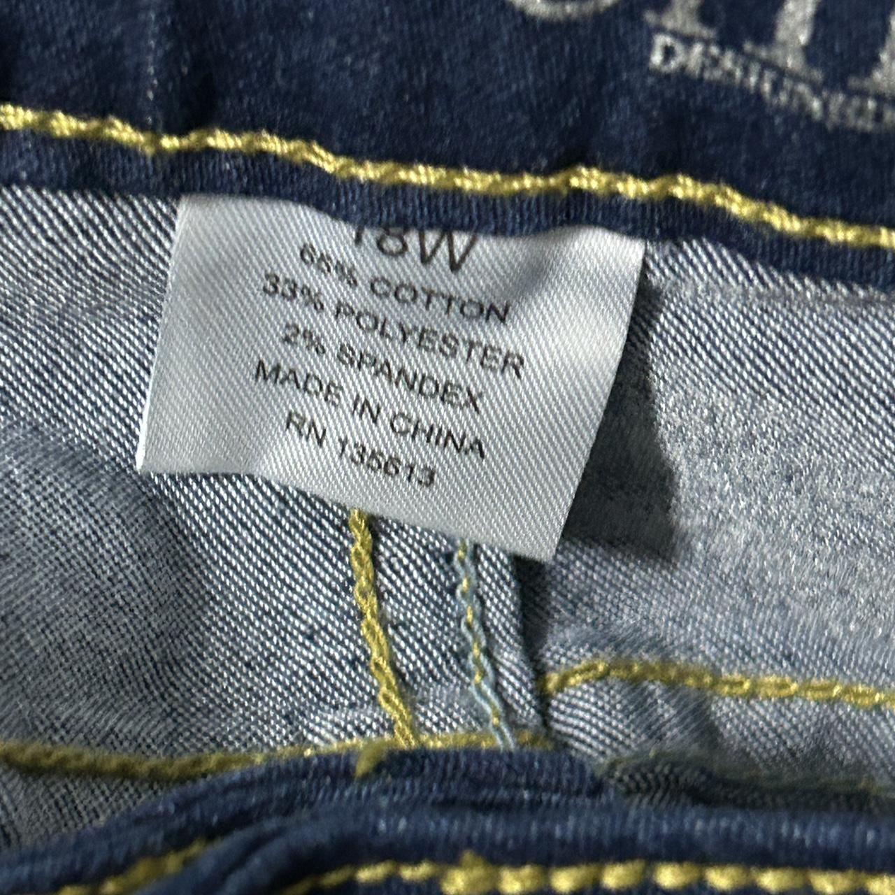 Jeans denim Brand new women’s jeans with floral back... - Depop