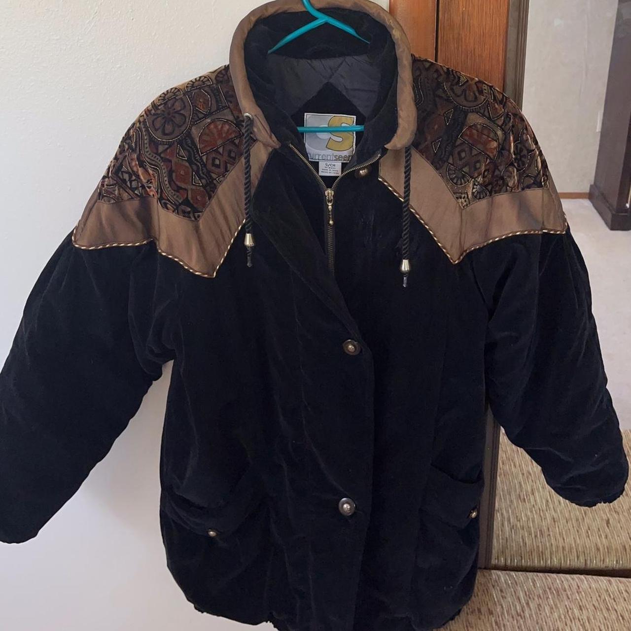 Another current seen oversized jacket! - Depop