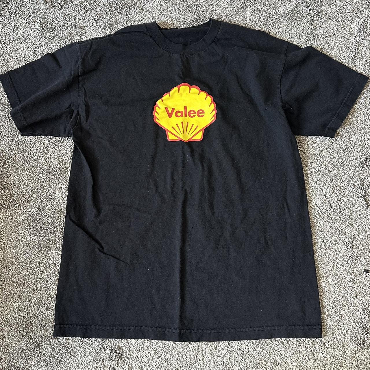 Large black Joe Fresh Valee Shell t-shirt. - Depop