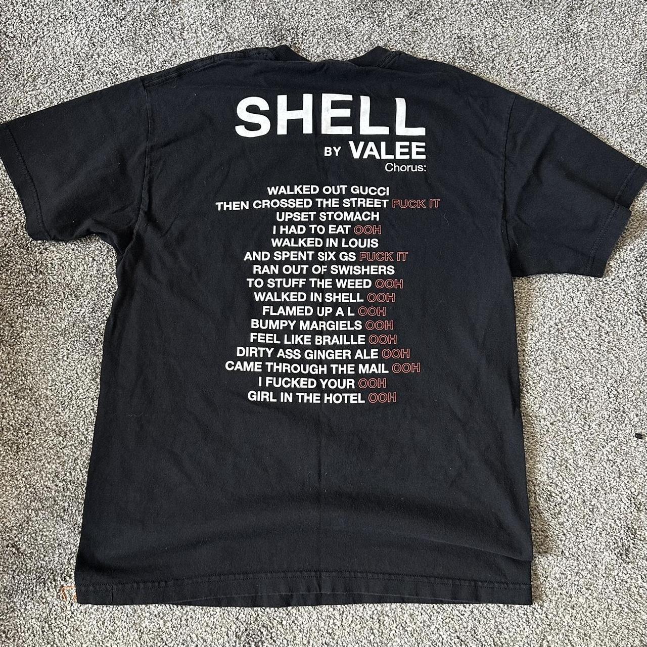 Large black Joe Fresh Valee Shell t-shirt. - Depop