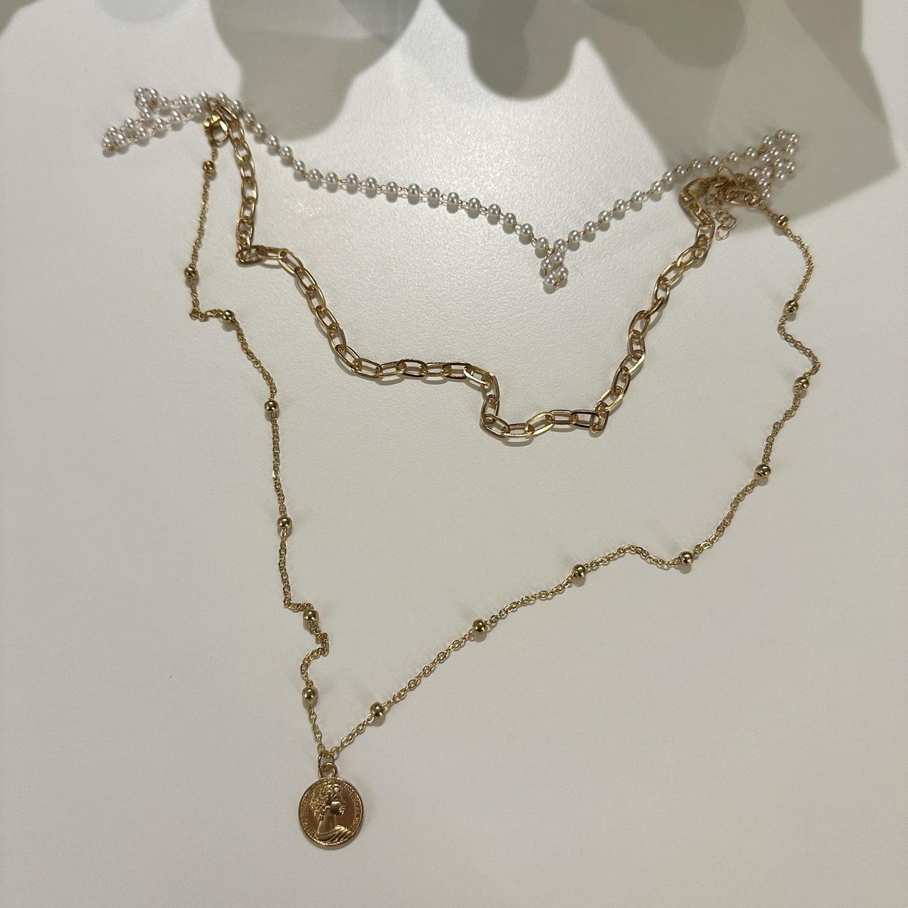 3 in 1 Brandy Melville Necklaces with pearls - Depop
