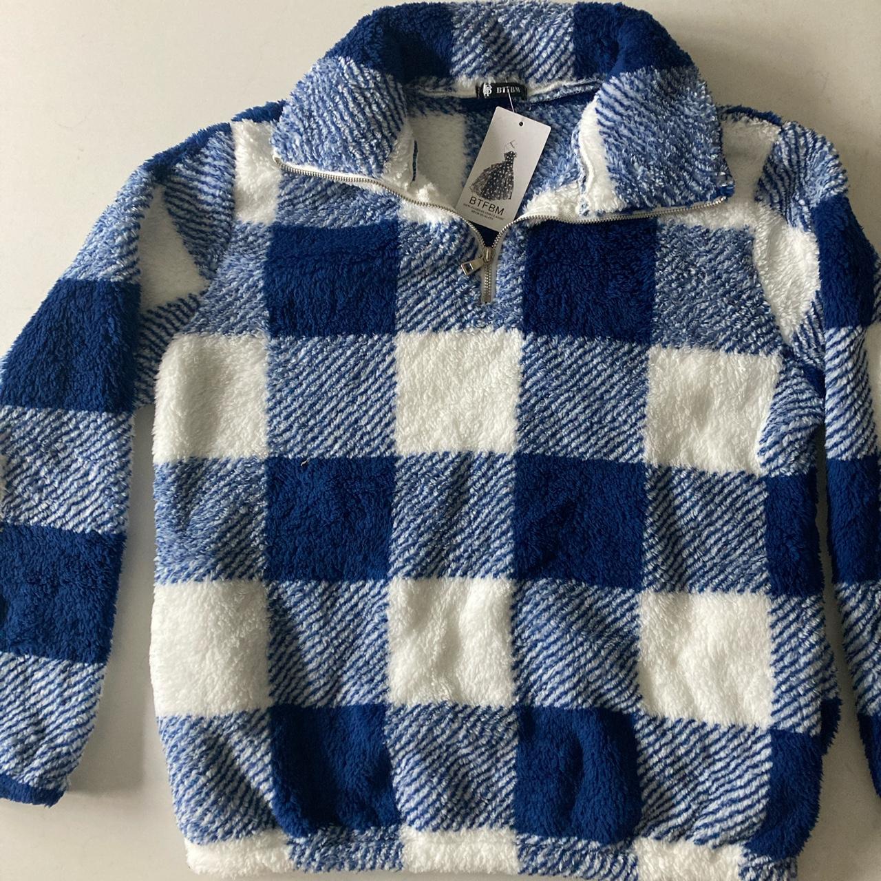 Cozy fuzzy blue and white pullover jacket with... - Depop