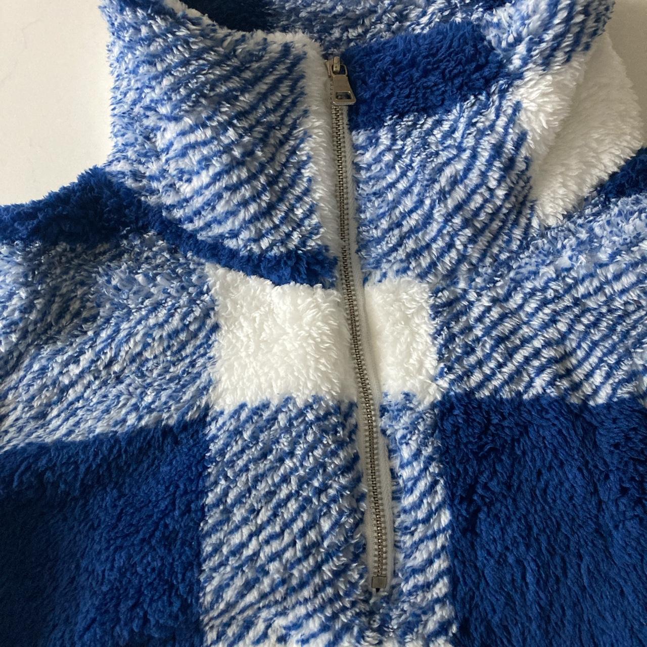 Cozy fuzzy blue and white pullover jacket with... - Depop