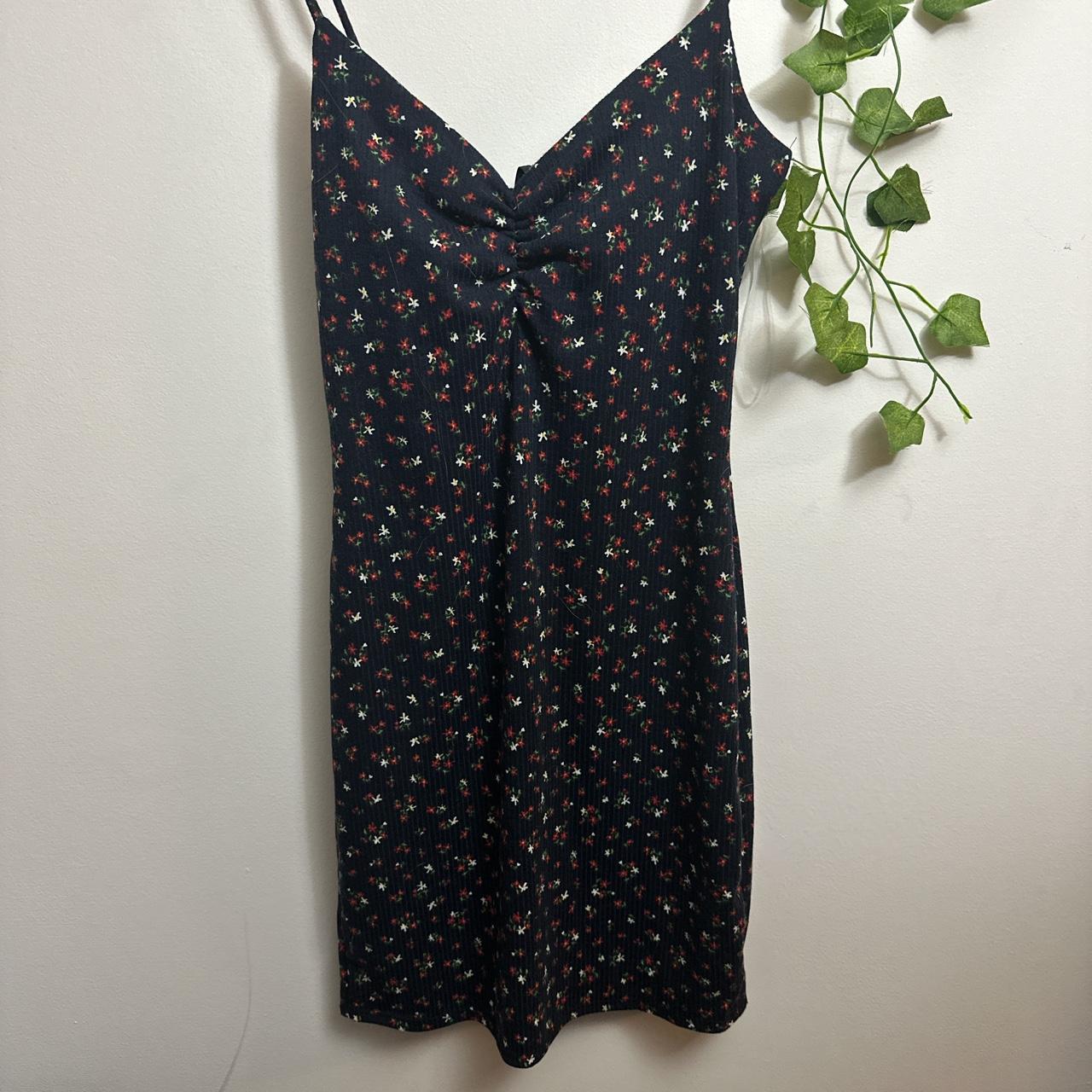 Floral Windsor Mini Dress Wore ones, in great... - Depop
