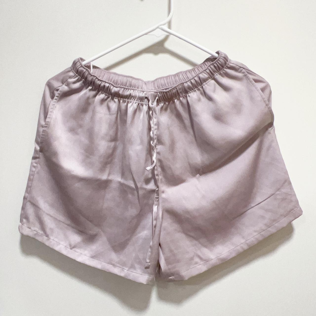 Uniqlo Women’s Satin Pajamas Set - Depop