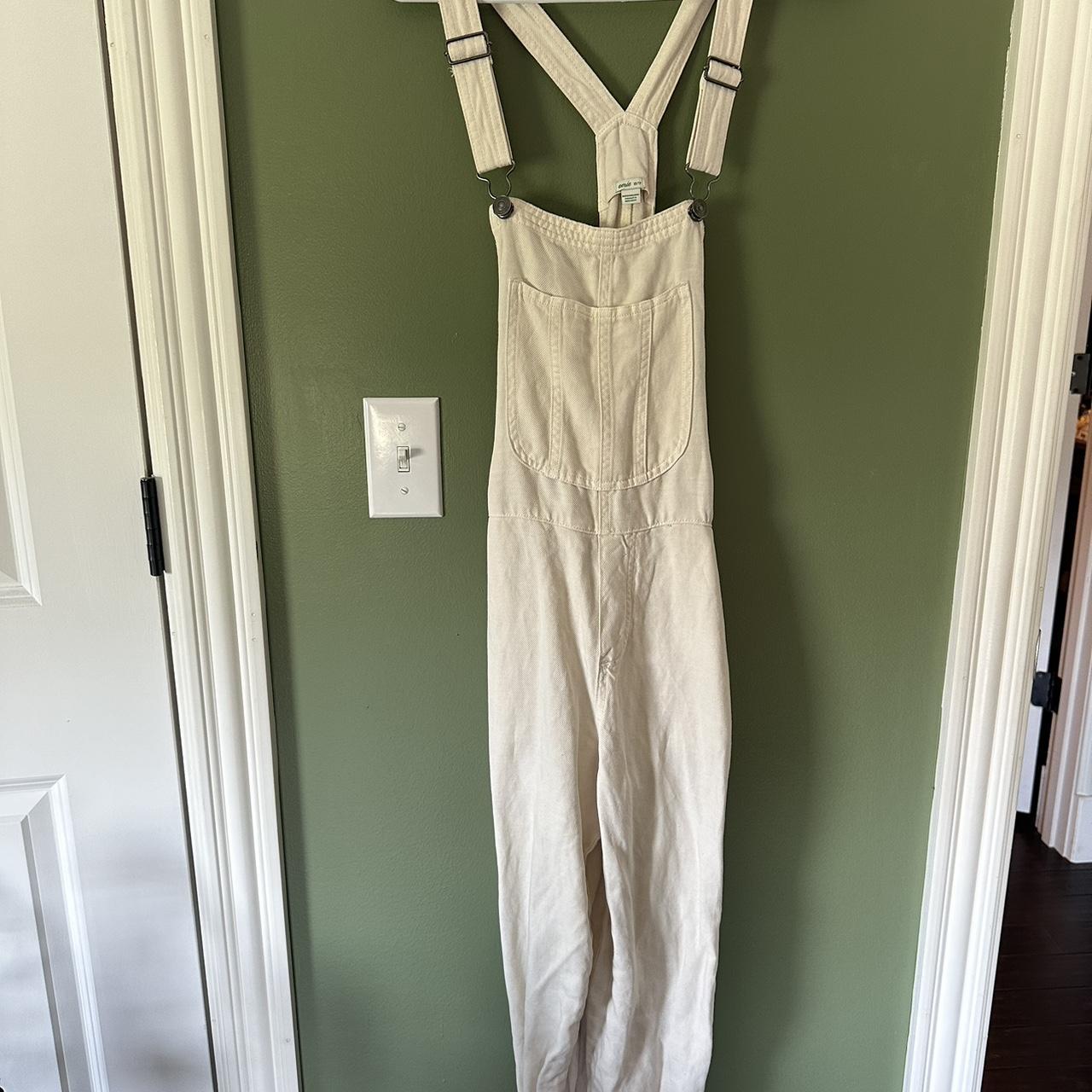 Aerie cream overalls Size xs but fit a little bigger - Depop