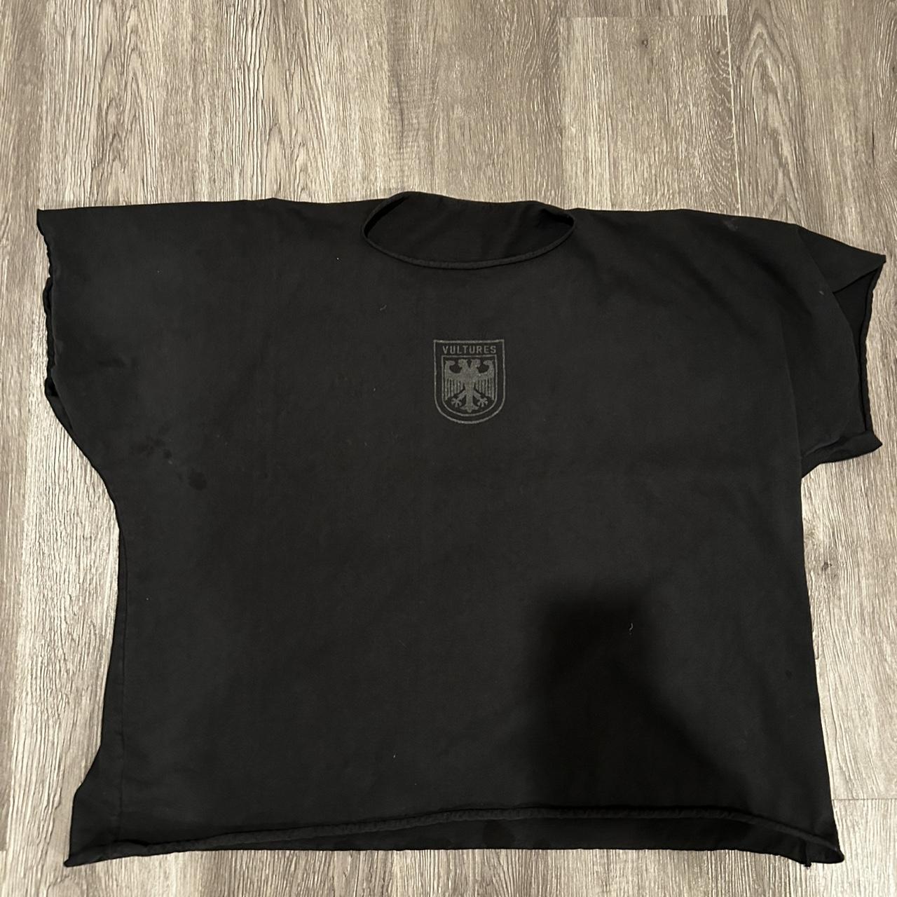 YEEZY KANYE VULTURES BOX TEE. SIZE 2. cool box tee... - Depop