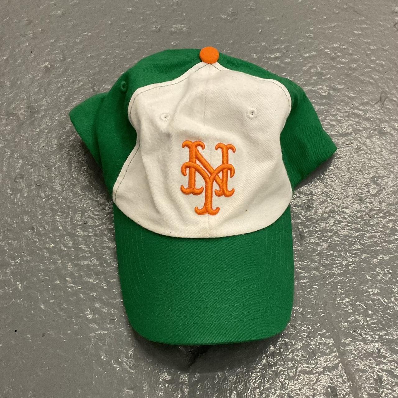 New York Mets green and white baseball cap Inside... - Depop