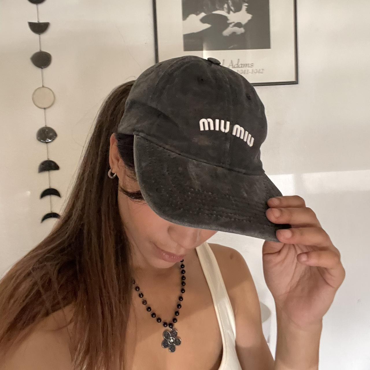 mui mui hat - Depop