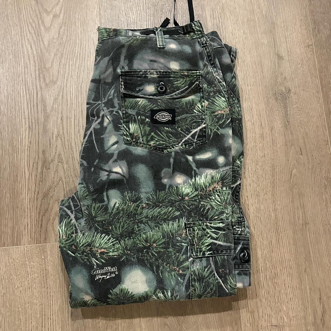 ⚫️ Super sick dickies realtree camo pants ⚫️ 42" x 32" - Depop