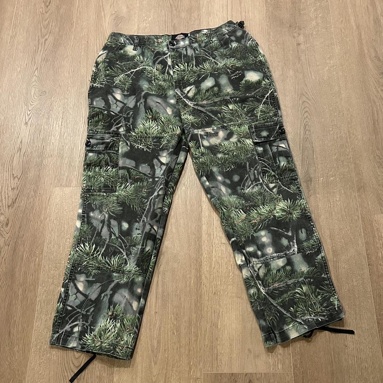 ⚫️ Super sick dickies realtree camo pants ⚫️ 42" x 32" - Depop